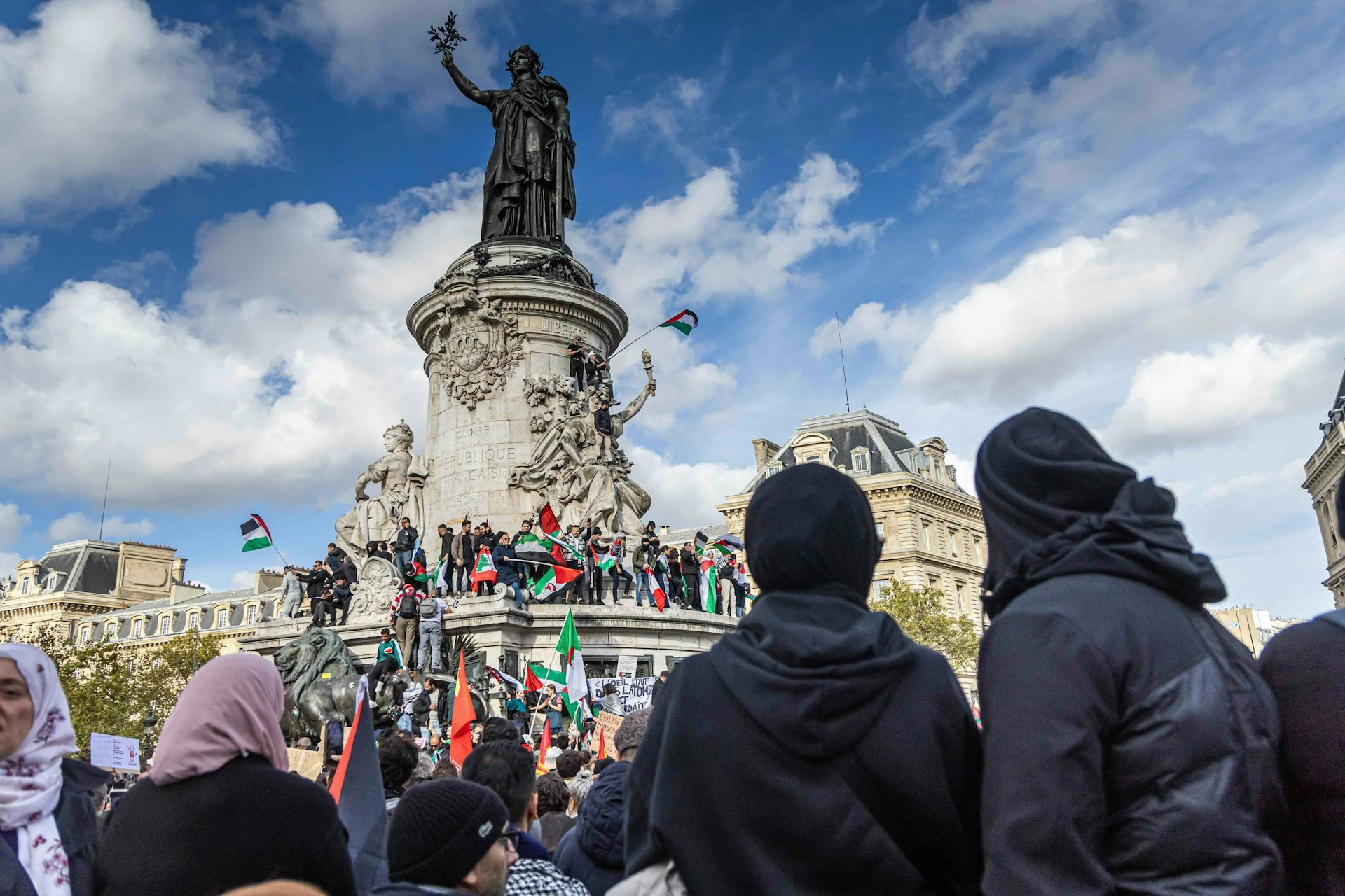 In times of war, digital activism has power. Here’s how to engage ...