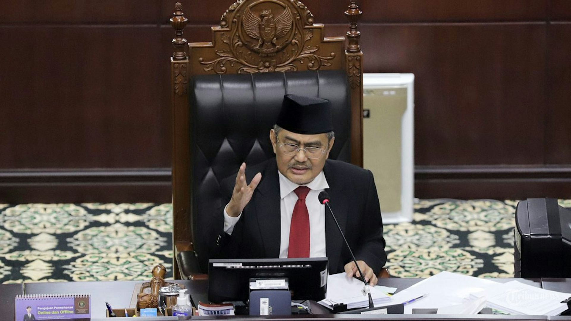 Ketua MK Anwar Usman diberhentikan: mungkinkah putusan tentang batas ...