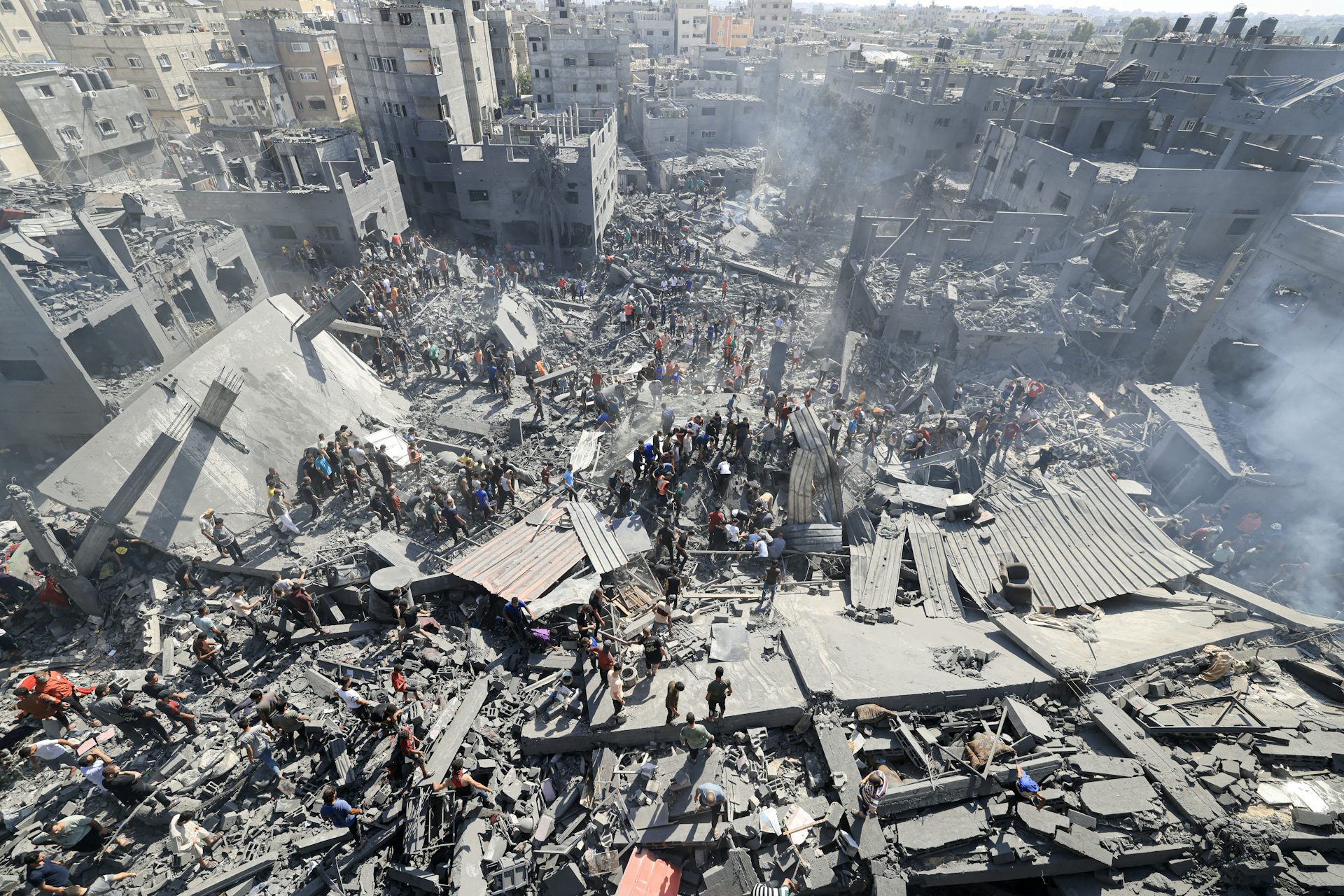 À Gaza, l’armée israélienne respecte-t-elle le droit international