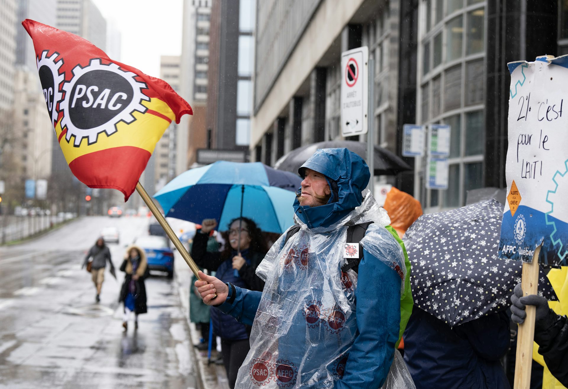 Levelling the playing field: The case for a federal ‘anti-scab’ law