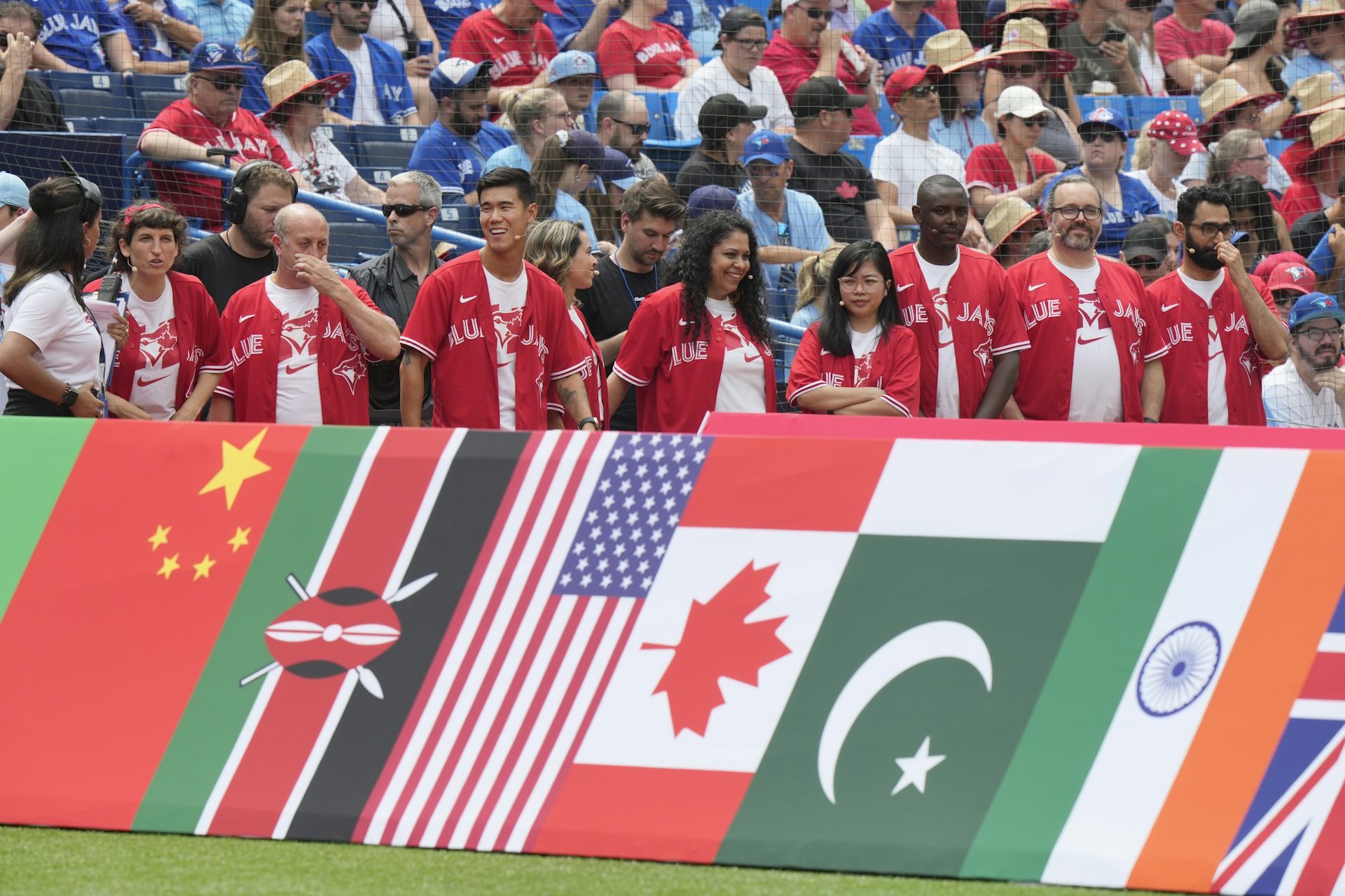 What’s behind the dramatic shift in Canadian public opinion about ...