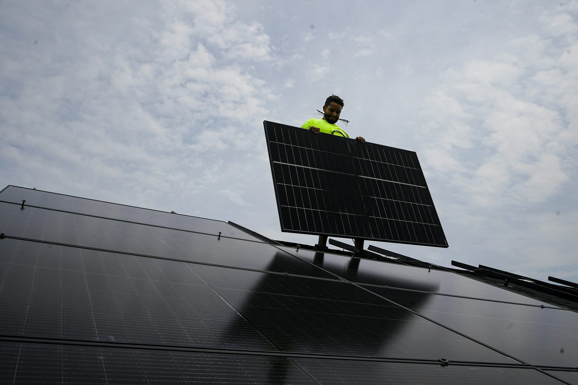 Small-scale solar has key benefits, and one critical weakness, over ...
