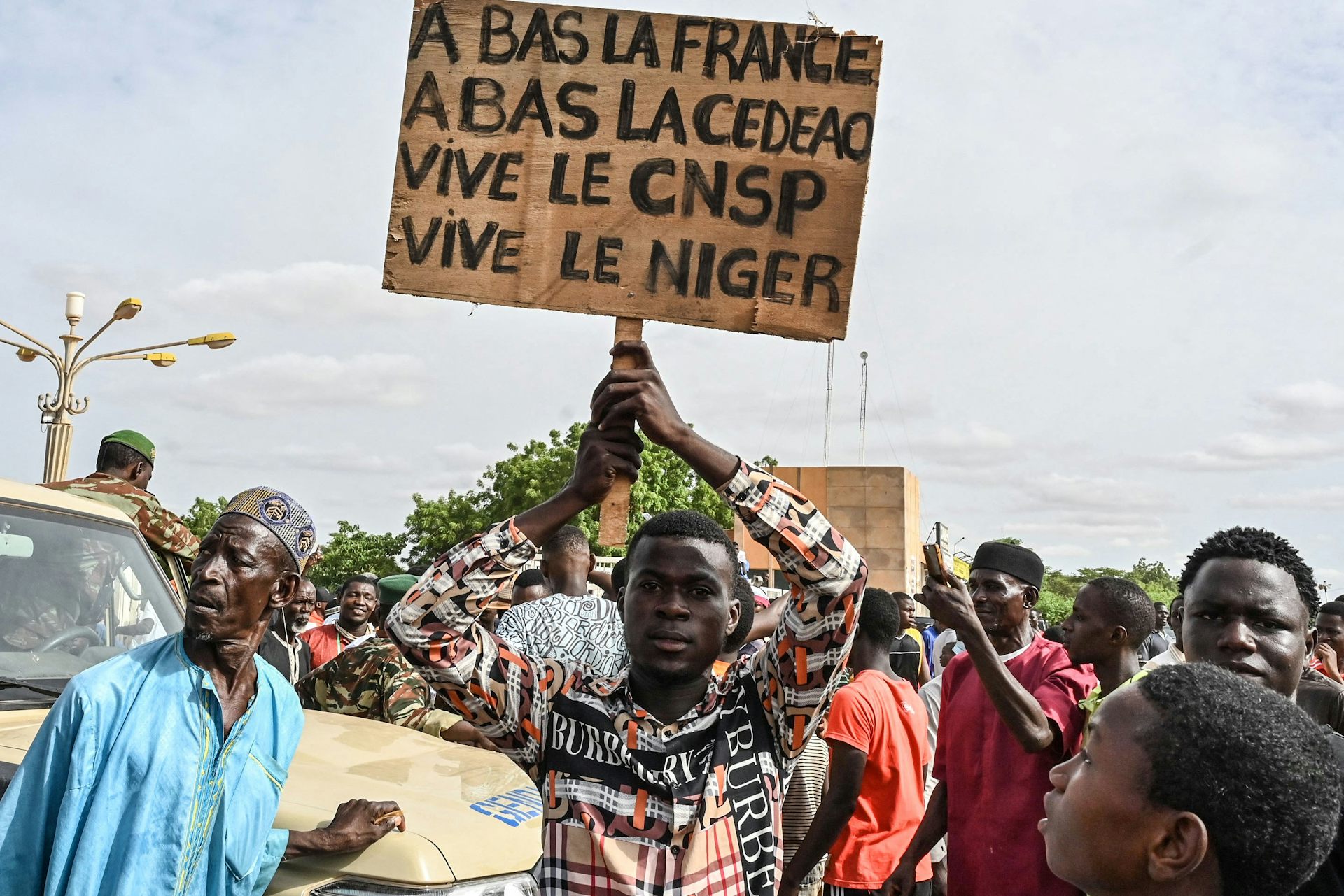 Le Niger et le Mali dénoncent les accords de non-double imposition avec ...