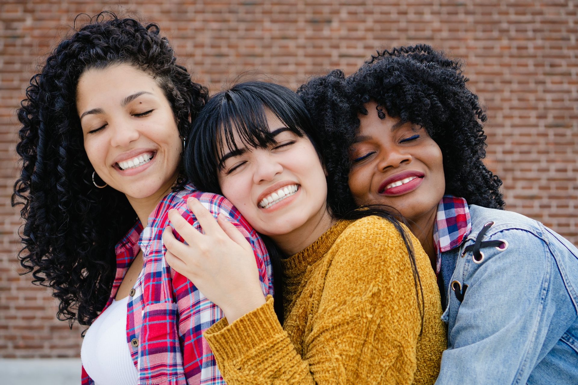 Relationship anarchy is about creating bonds that suit people, not ...