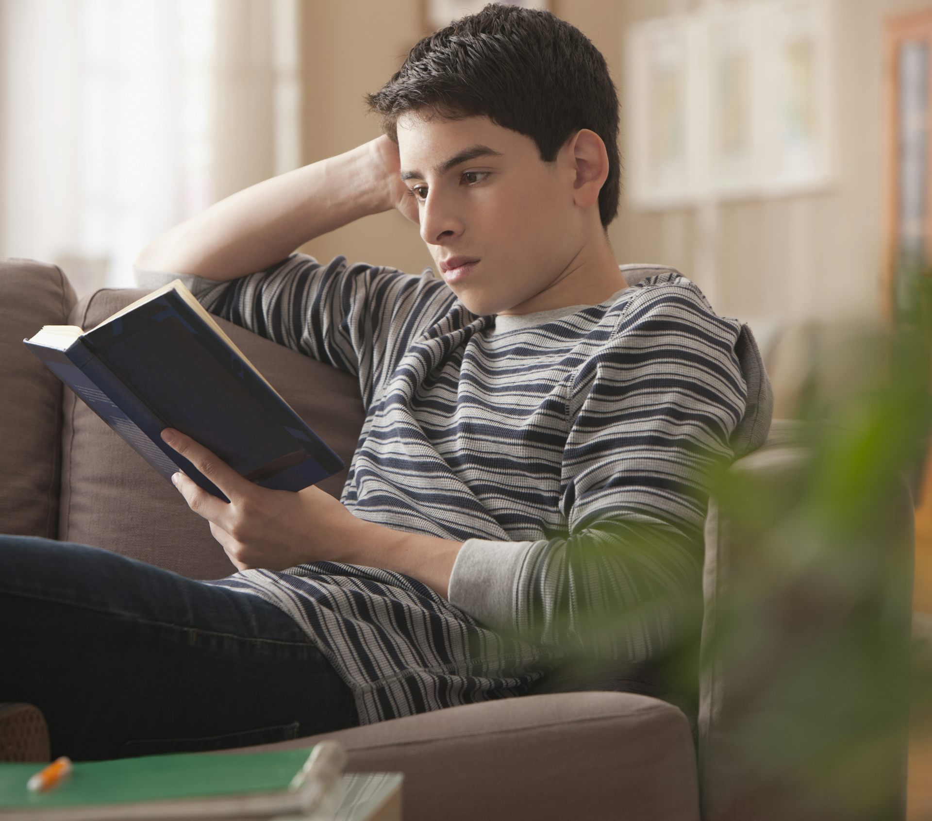 How teens benefit from being able to read ‘disturbing’ books that some ...