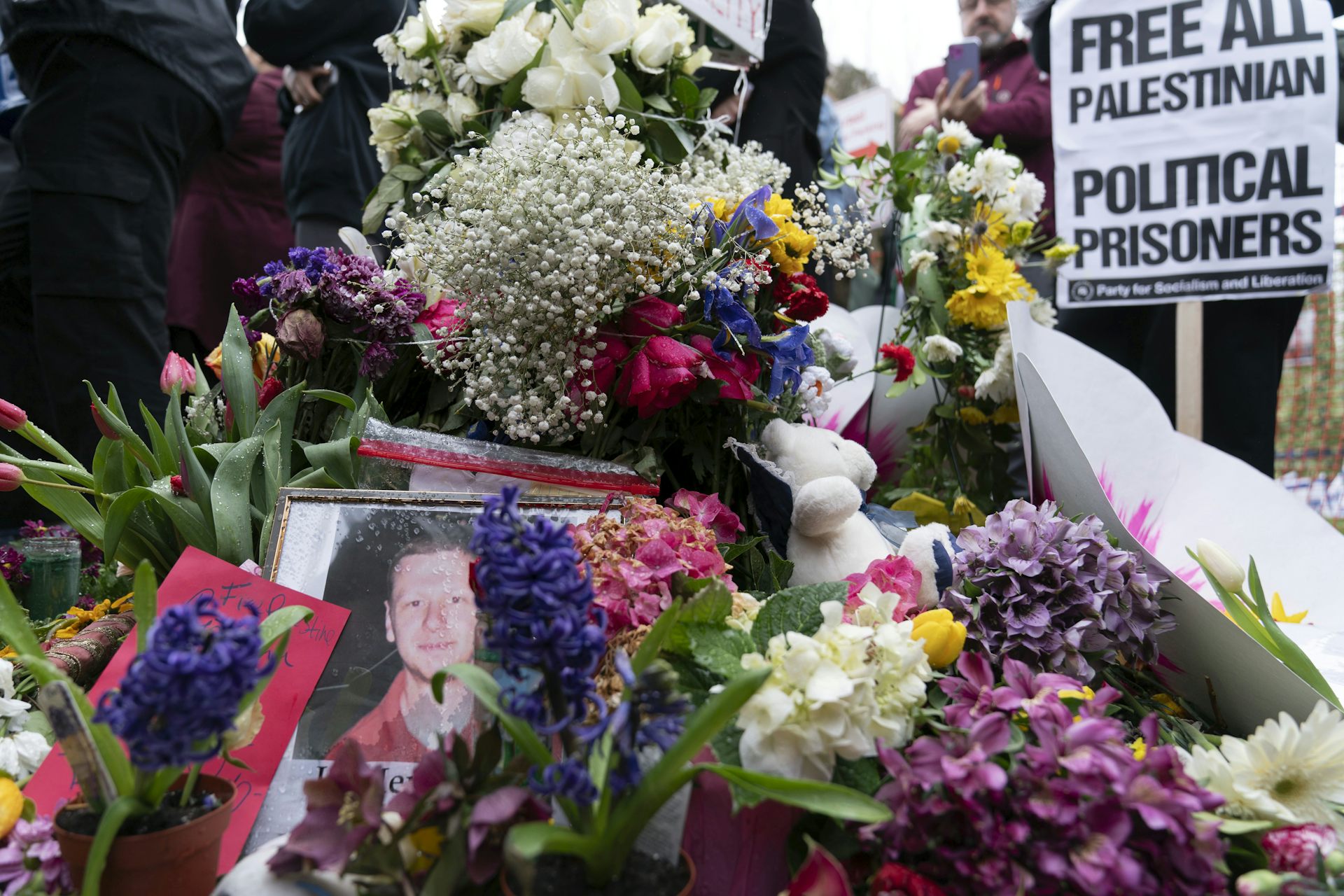 Self-immolation and other ‘spectacular’ protests: How impactful are they?