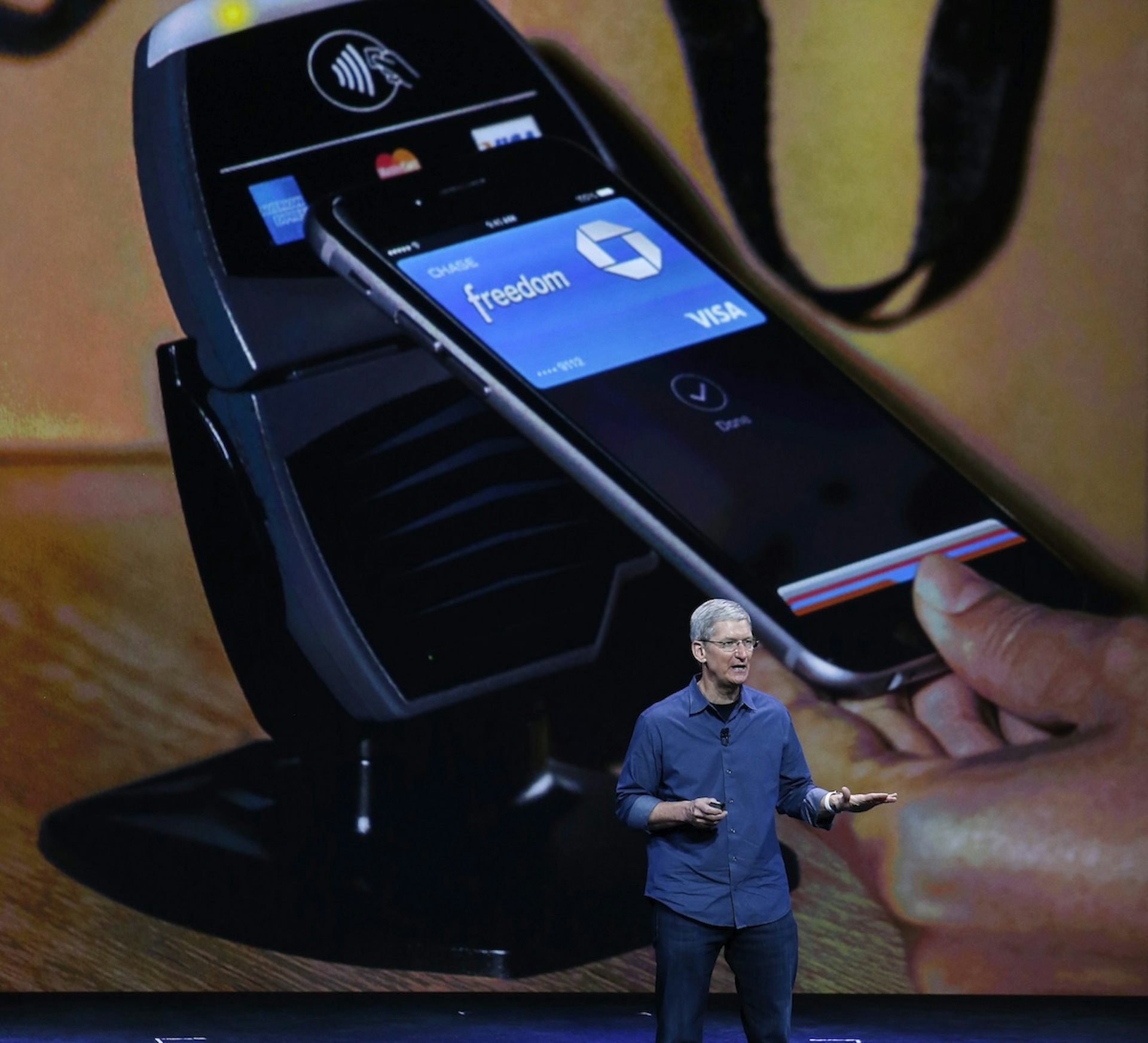 With Apple Pay, Apple just took payment security to the banks