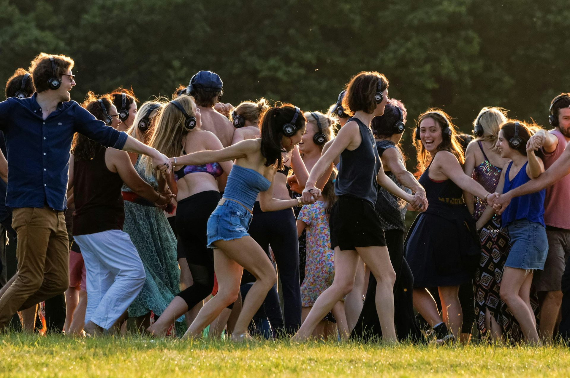 Social bonding – News, Research and Analysis – The Conversation – page 1