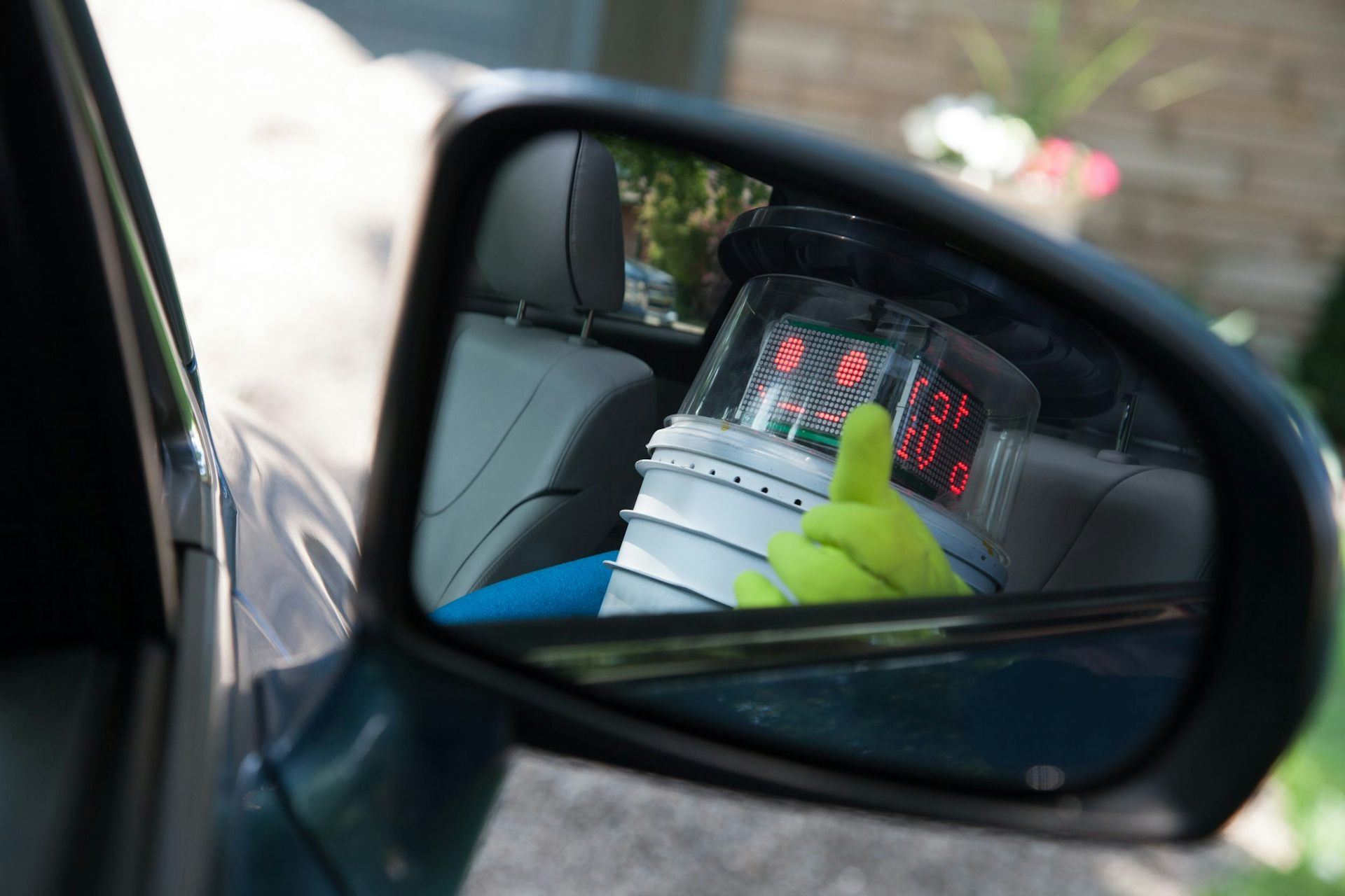 The Hitchbot’s guide to travelling across a continent
