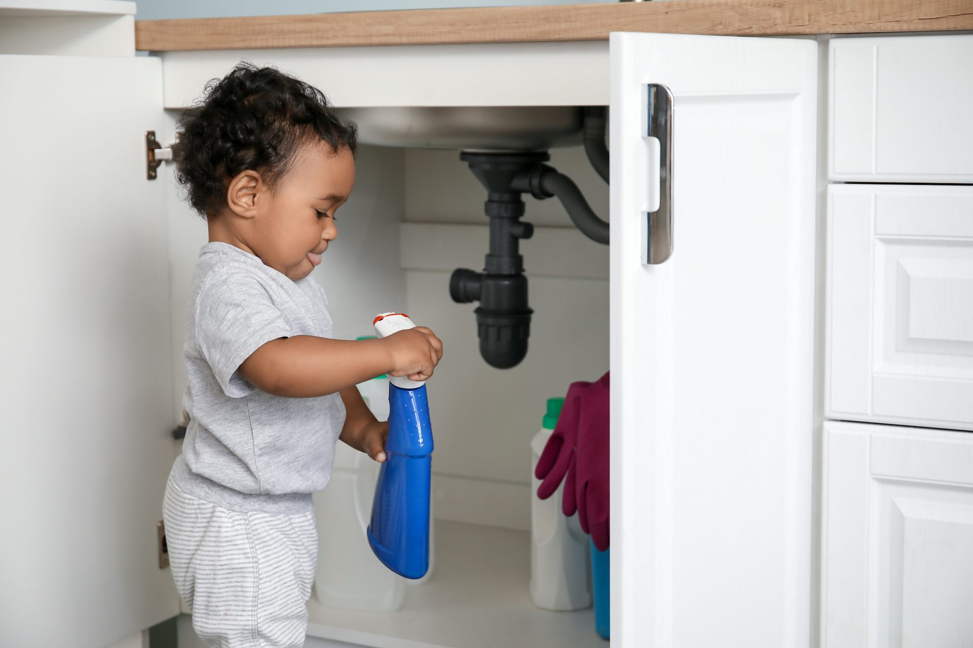 Intoxications accidentelles de l’enfant : comment les prévenir