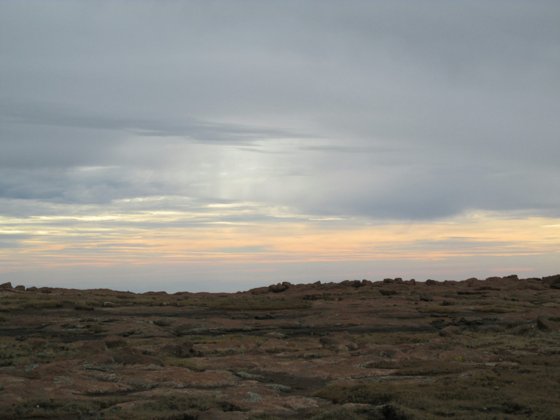 Fossil algae show a lake once existed on Lesotho’s Mafadi summit but it ...