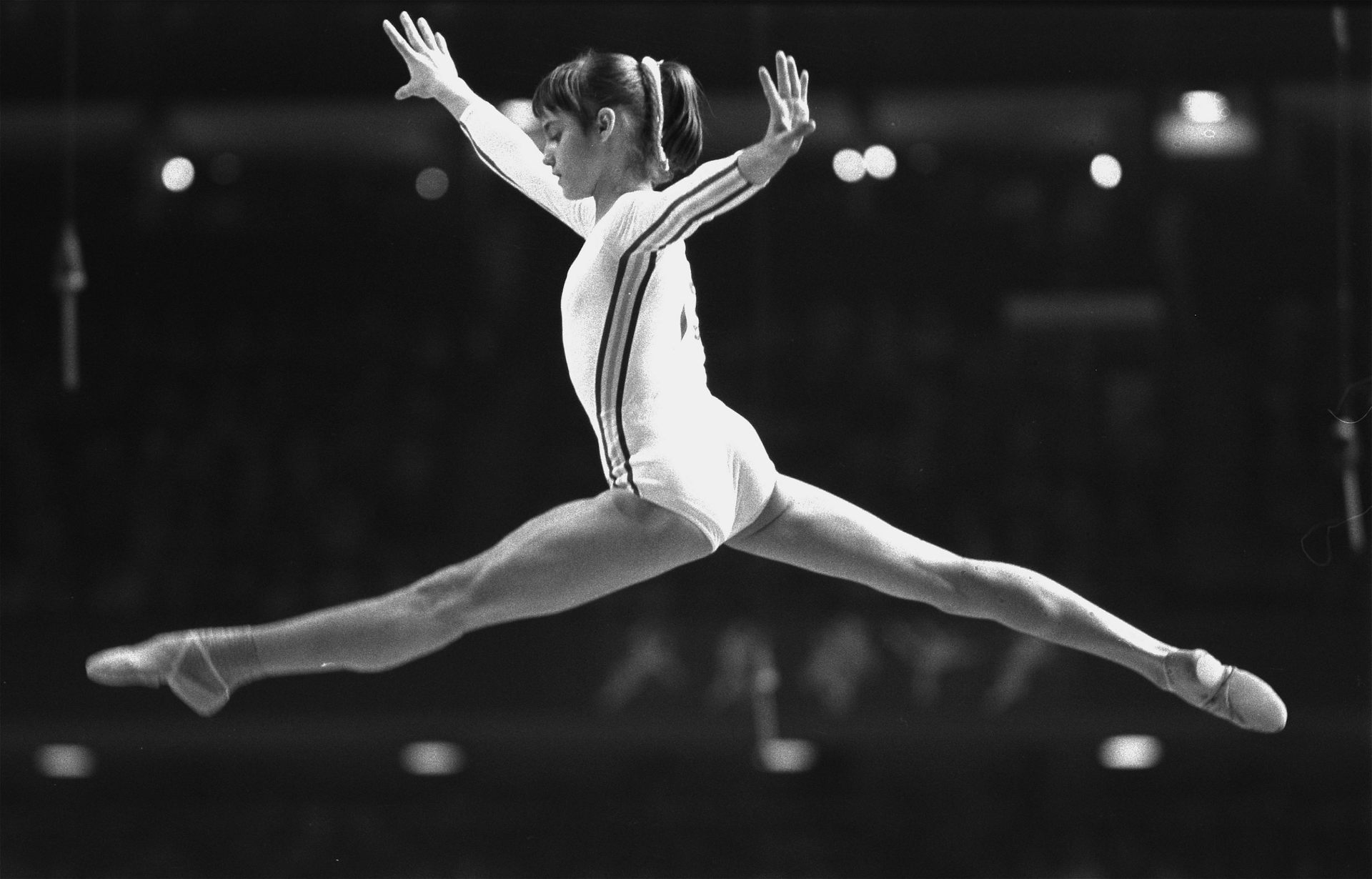 Olympic star Nadia Comăneci was a Romanian ‘hero’ who defected to ...