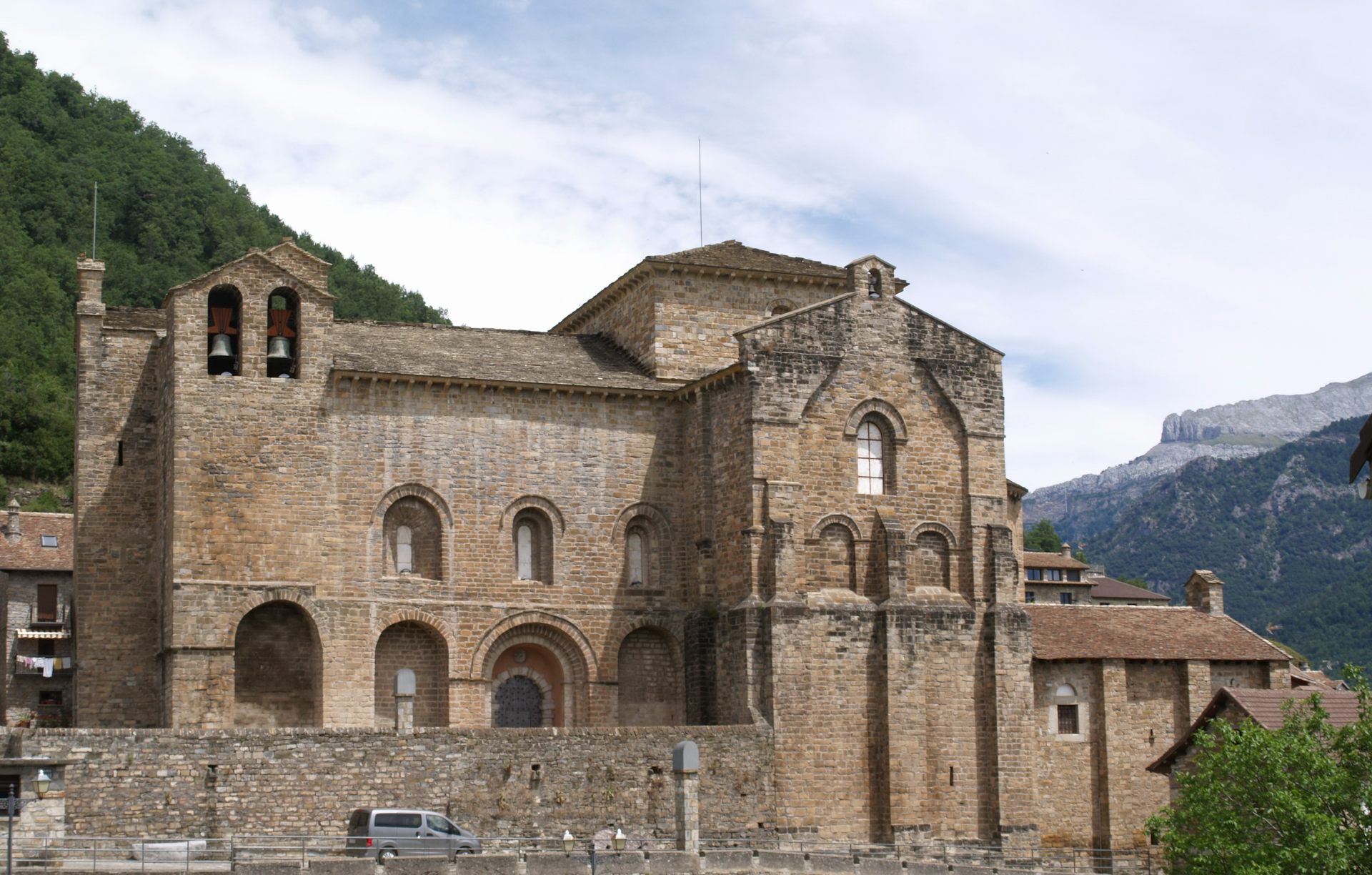 Sancha de Aragón: una gran gestora recordada en un memorable sepulcro