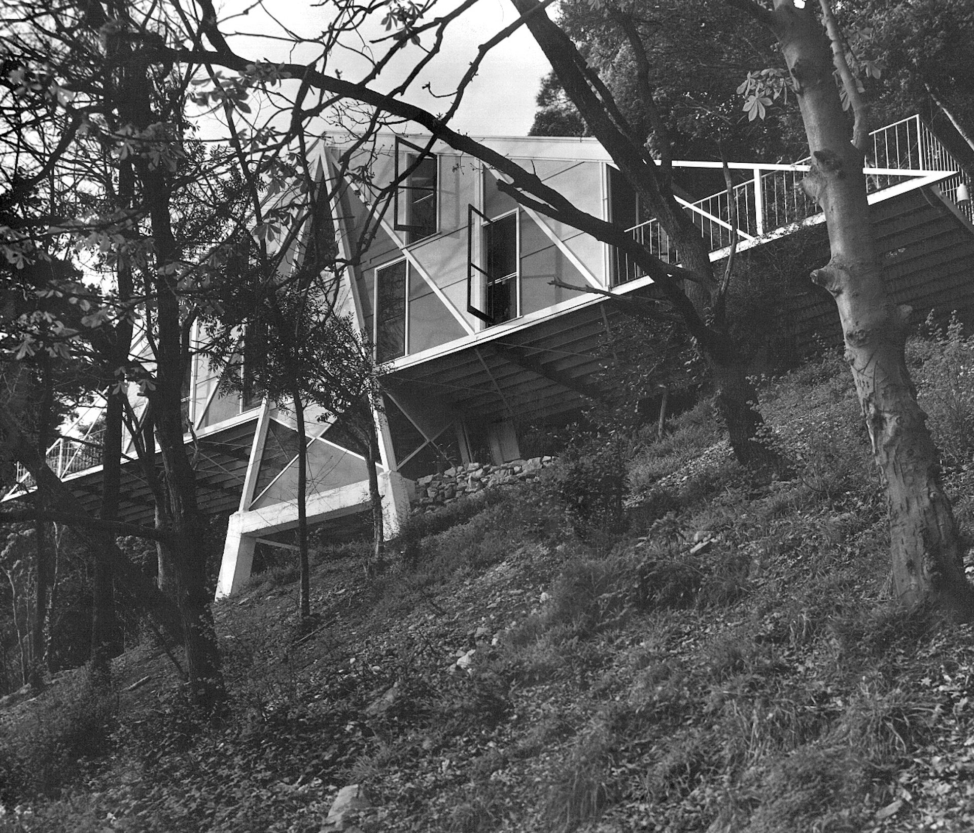 Enduring beauties: when buildings look good for their age