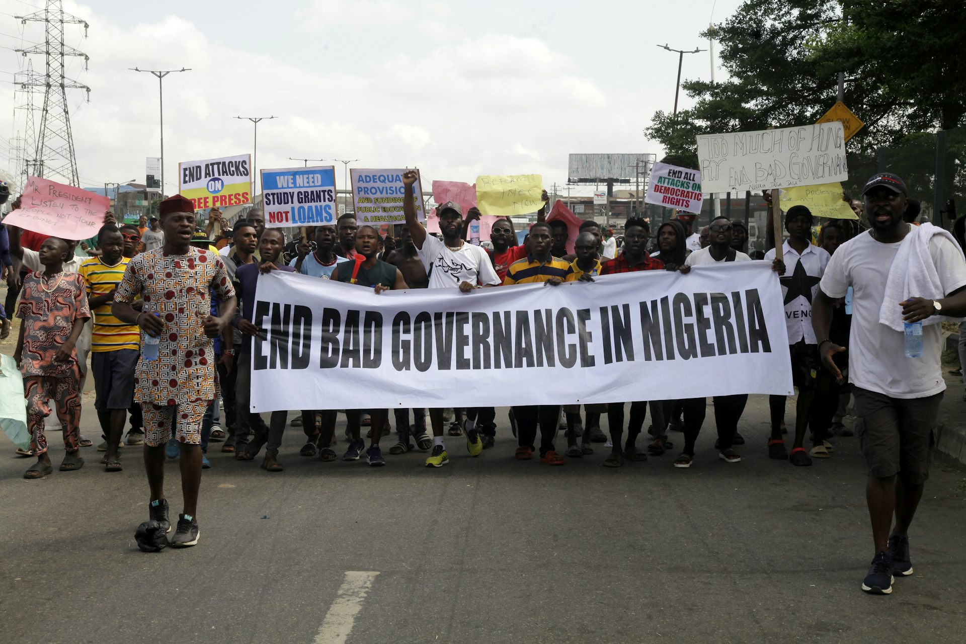 Calls to restructure Nigeria’s federal system are missing the point ...