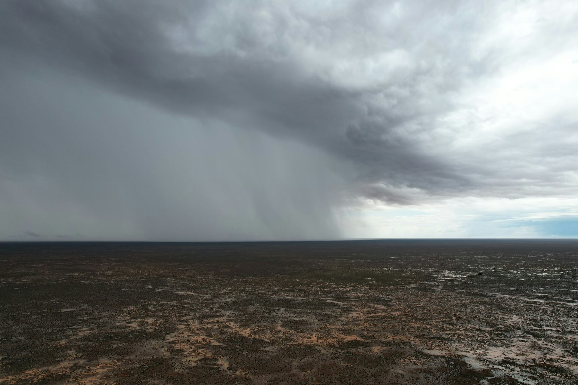 A man scouring Google Earth found a mysterious scar in the Australian ...