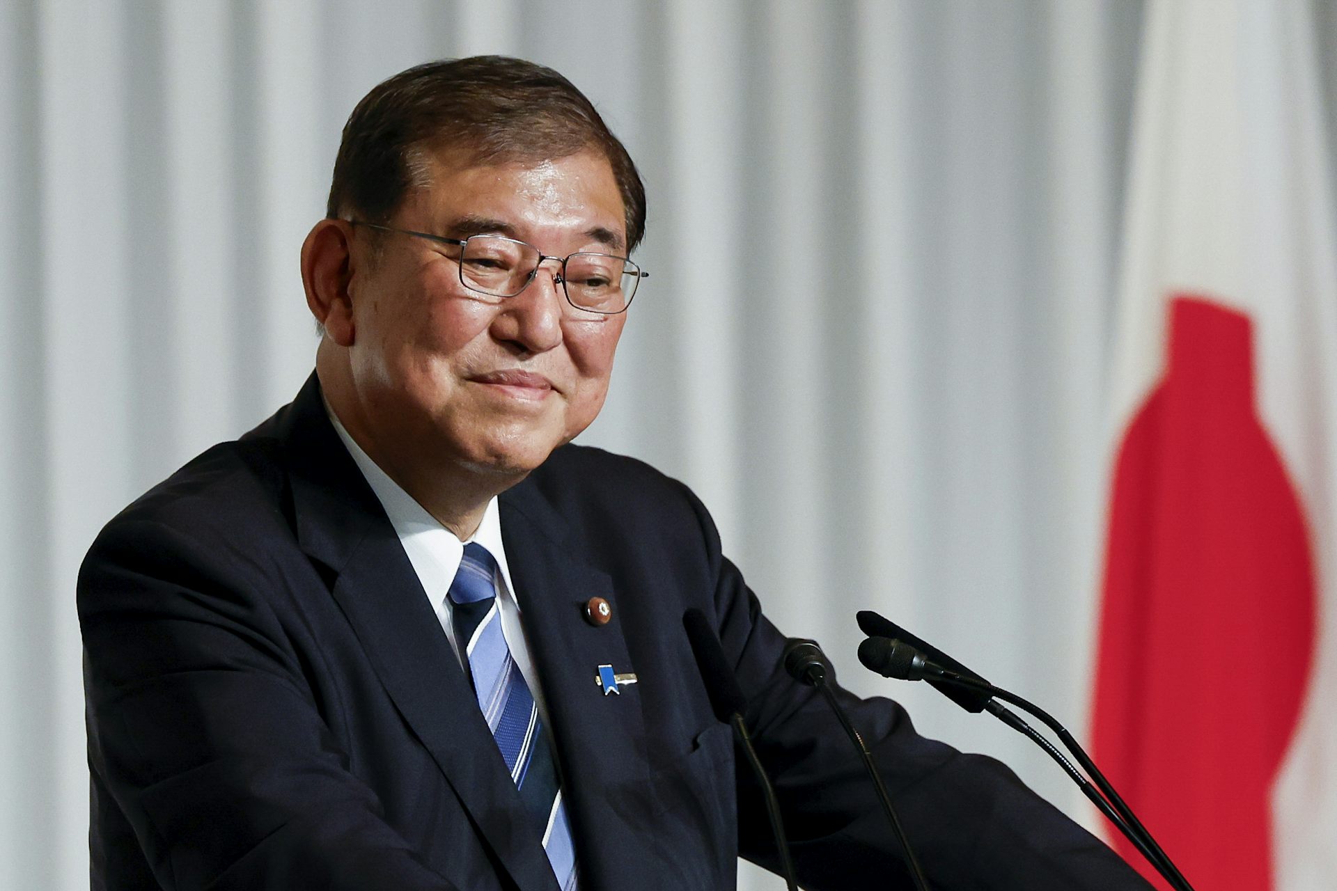 Why did Japan’s new leader trigger snap elections only a week after ...