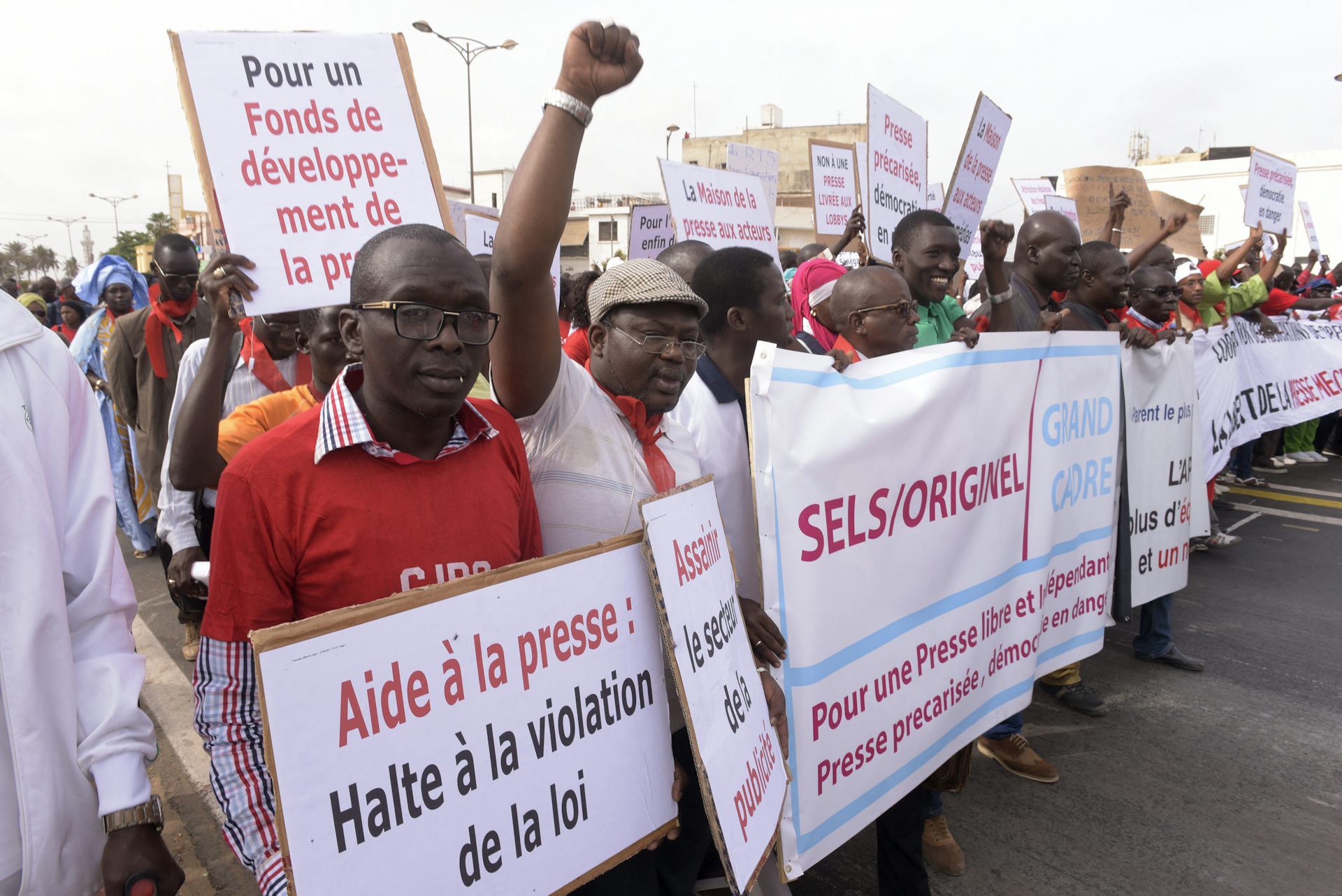 Les médias sénégalais en crise à cause de leur modèle économique : des ...