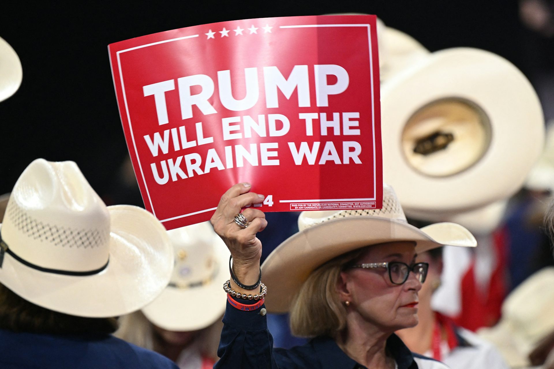 On Ukraine, candidate Trump touts his role as dealmaker while Harris ...