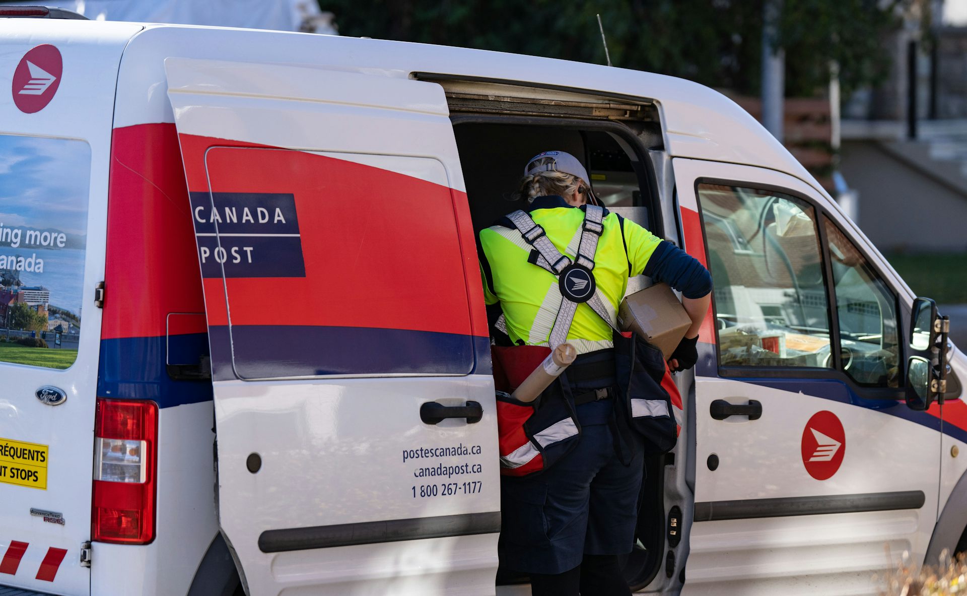 Canada Post strike highlights labour struggle over gig economy and ...