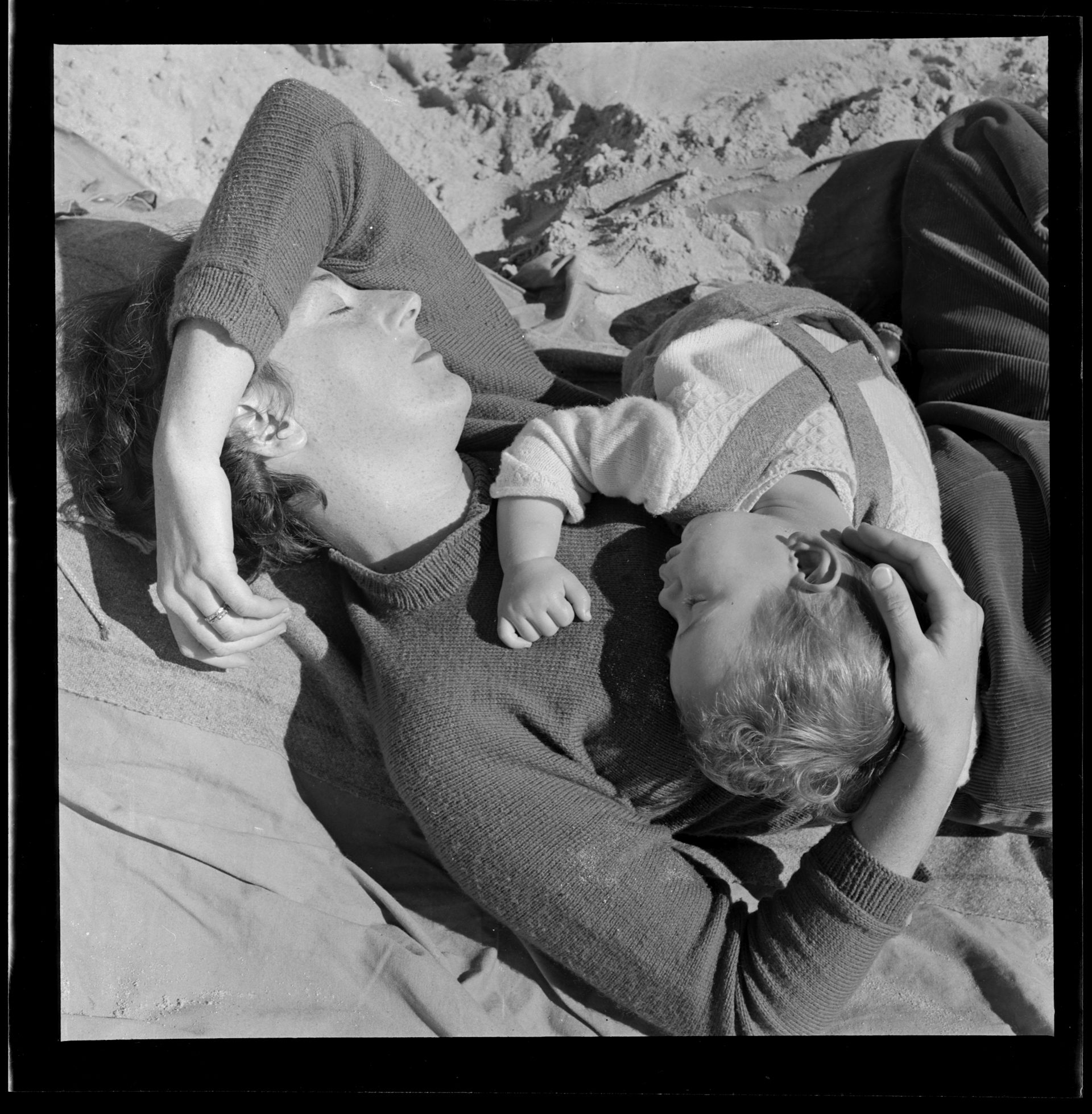 A different kind of Australian masculinity: the fractured life of ...