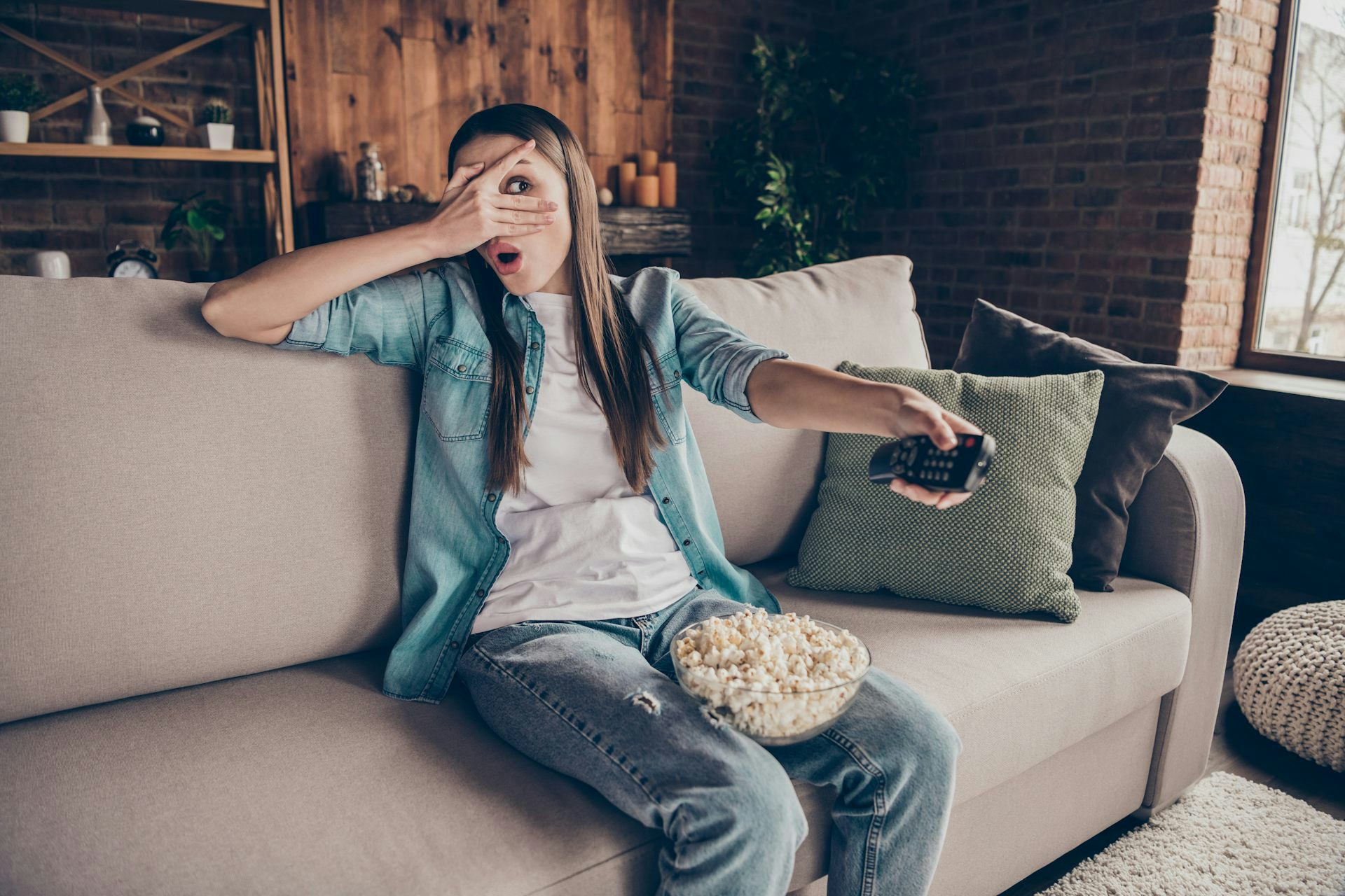 When ads shock: subtle ways that disgust can shape our buying habits