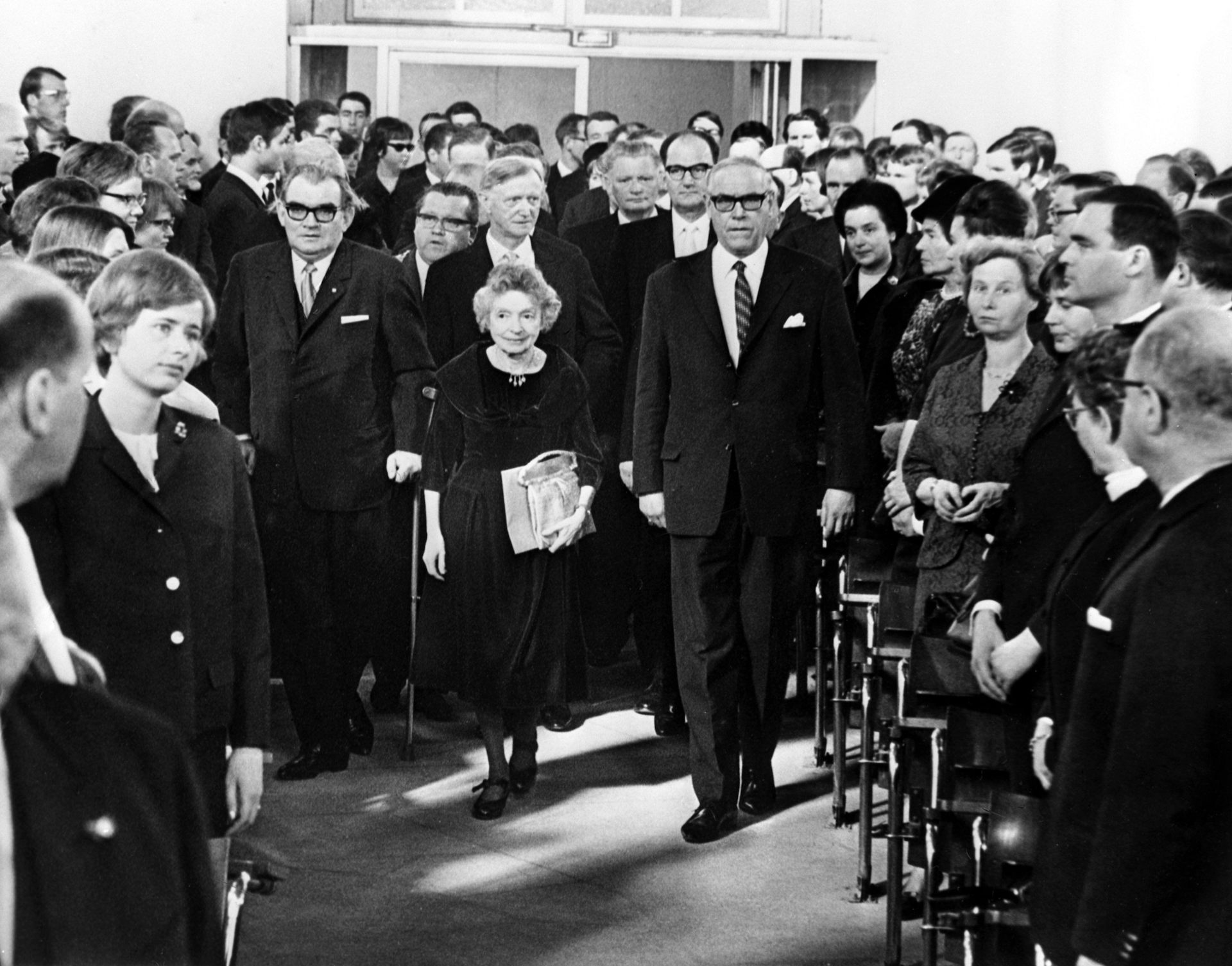 The Holocaust poets who can help us to understand genocides past and ...