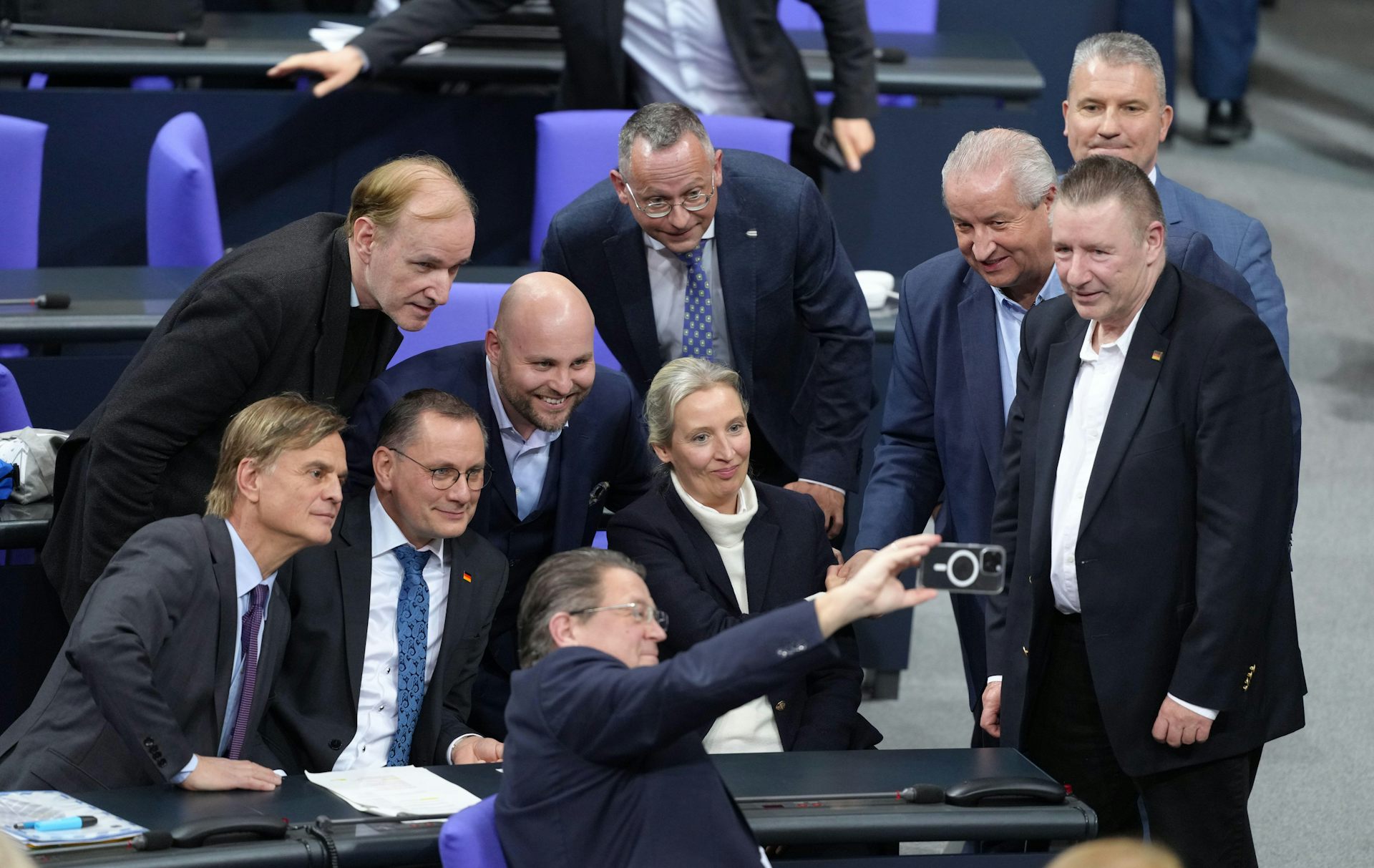 What happened in the German parliament and why is the far right hailing ...