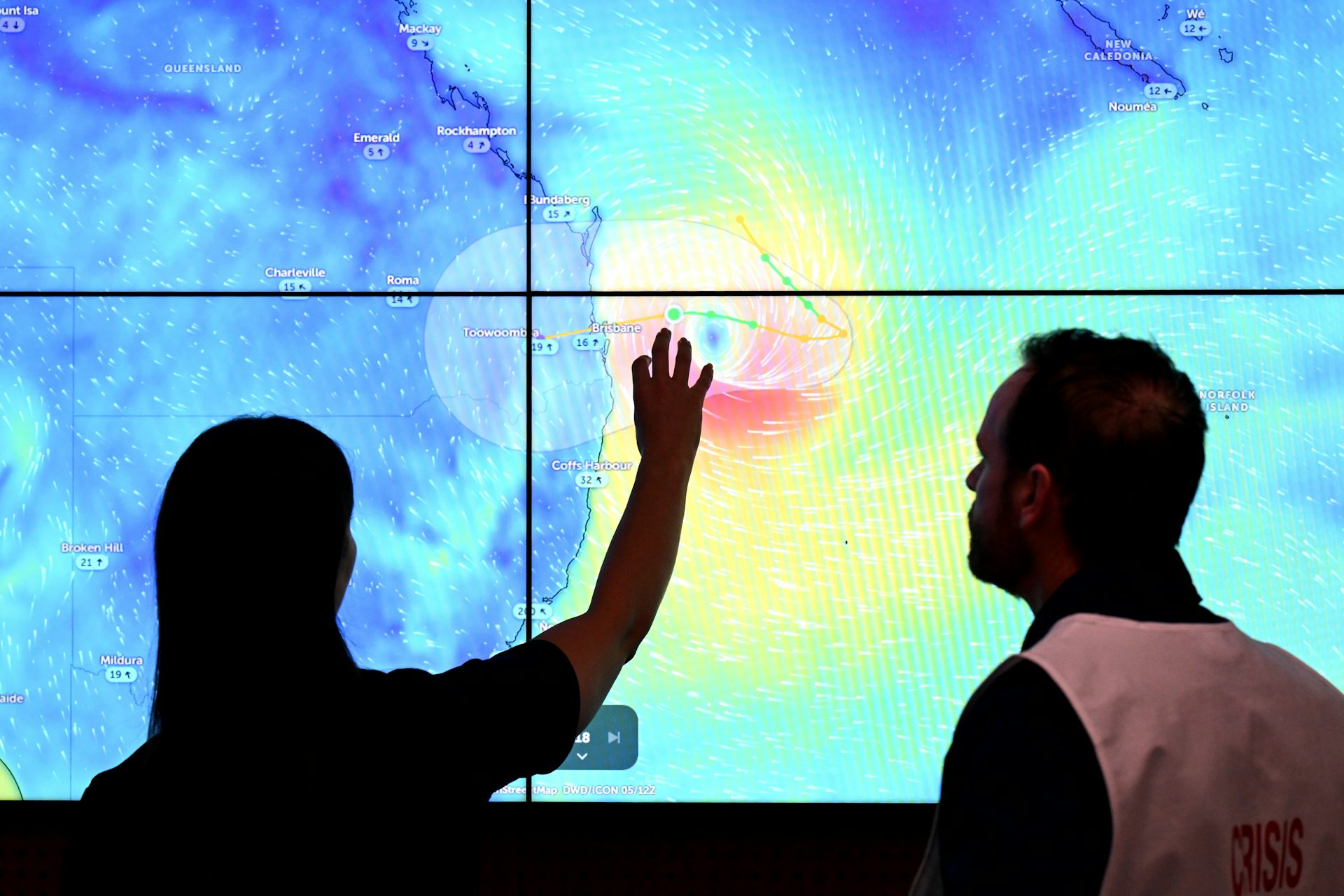 How are scientists tracking Cyclone Alfred?