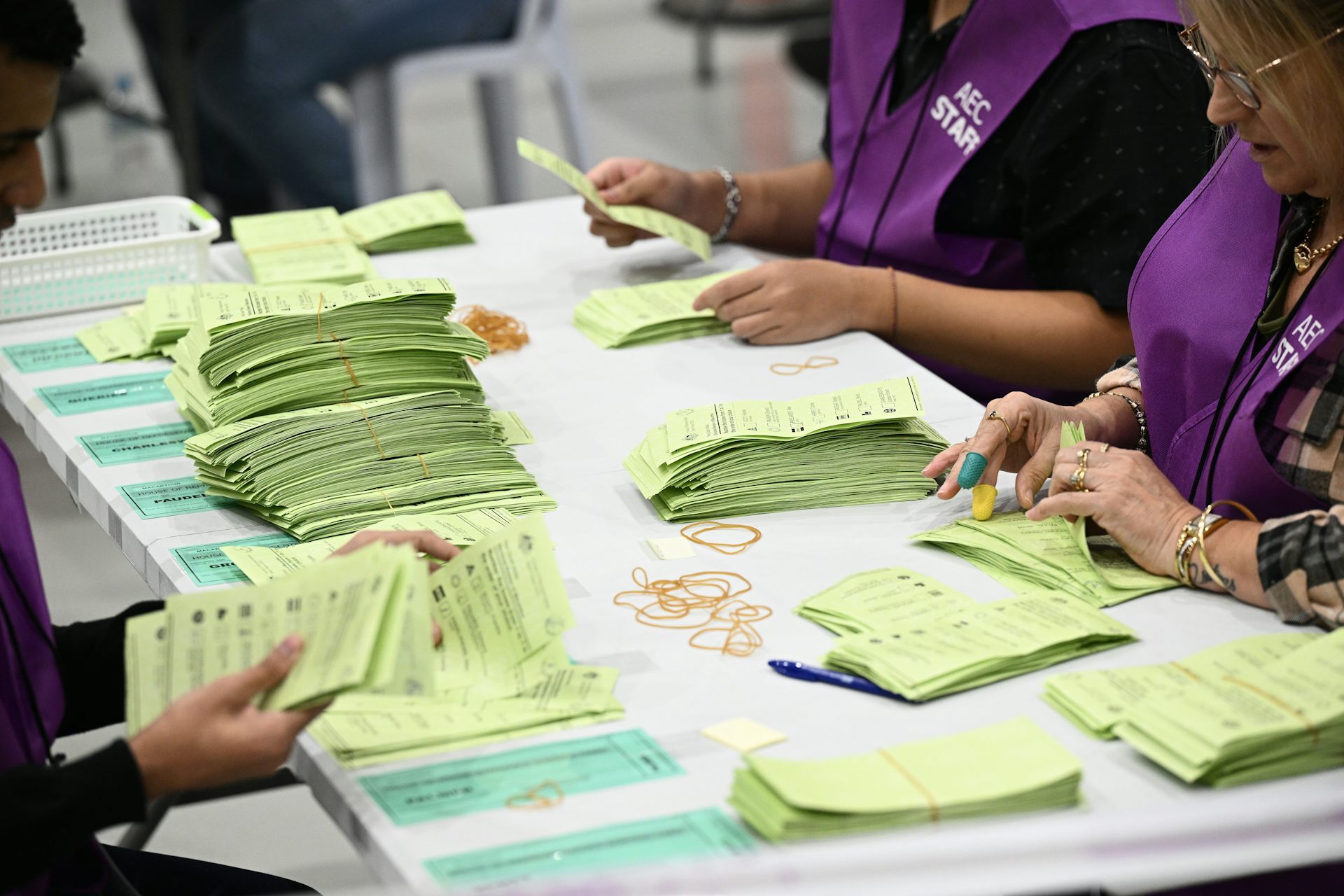 Late counting continues in several seats, with Goldstein and Melbourne ...