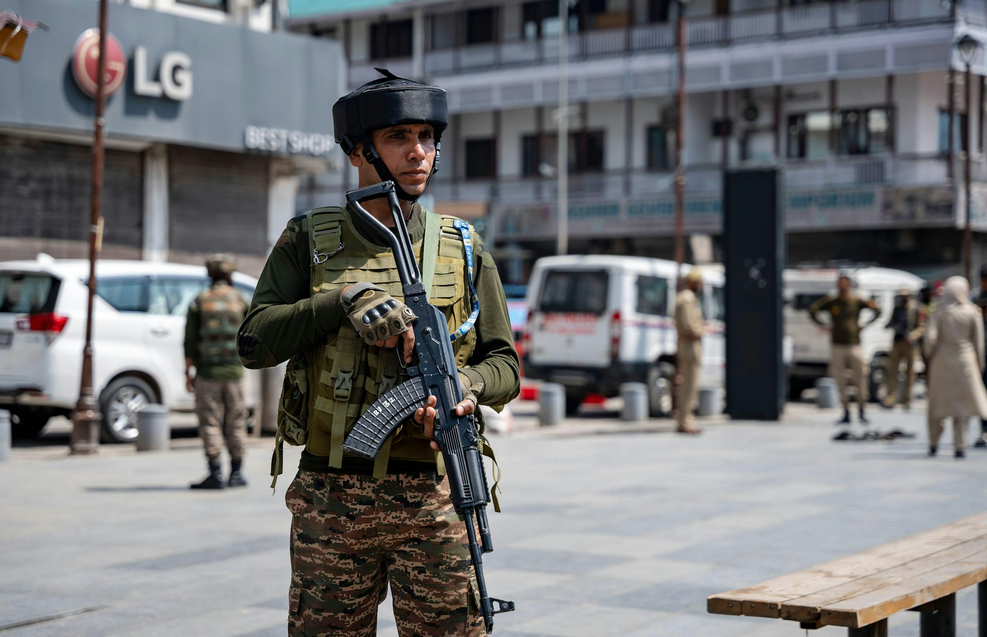 Why are India and Pakistan on the brink of war and how dangerous is the ...