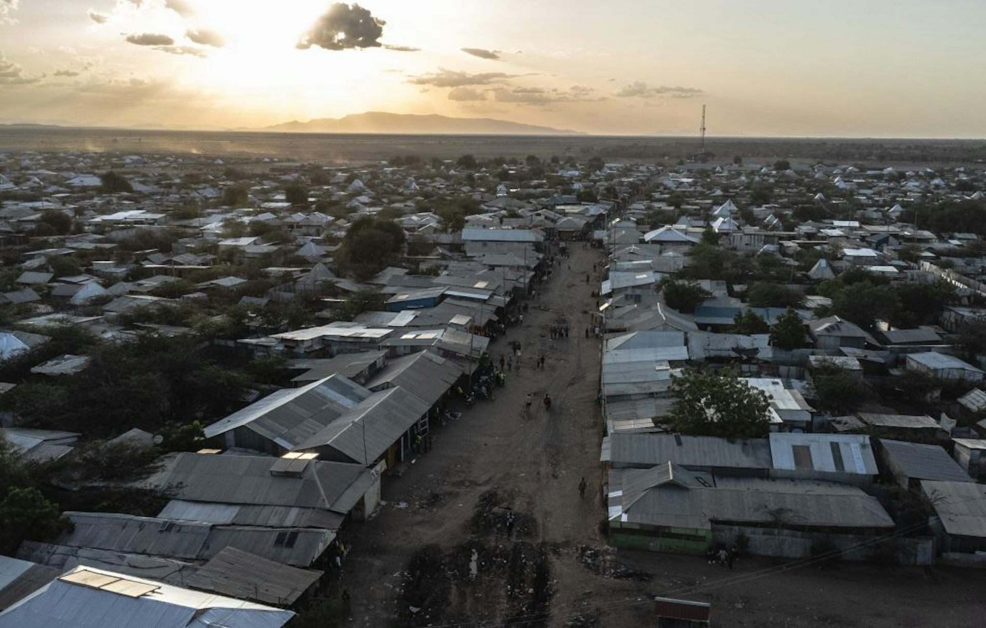 What happens when aid is cut to a large refugee camp? Kenyan study ...