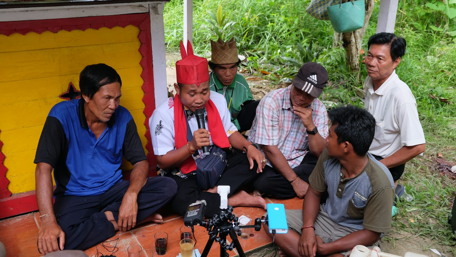 Ritual Sasana Kayau Suku Dayak Kalimantan Tengah: Merawat ingatan ...