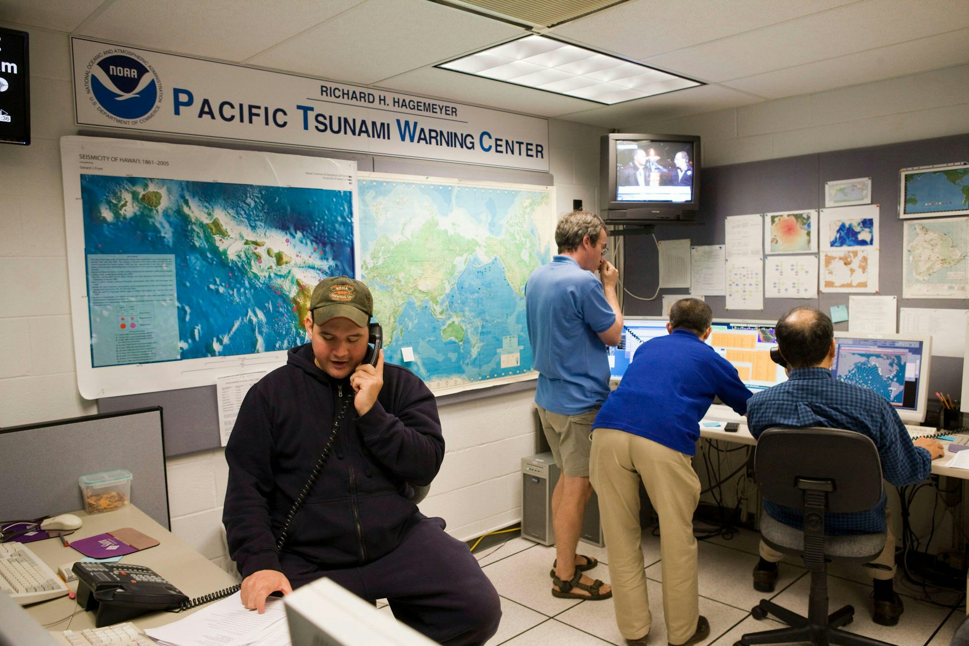 Pacific tsunami: modern early warning systems prevent the catastrophic ...