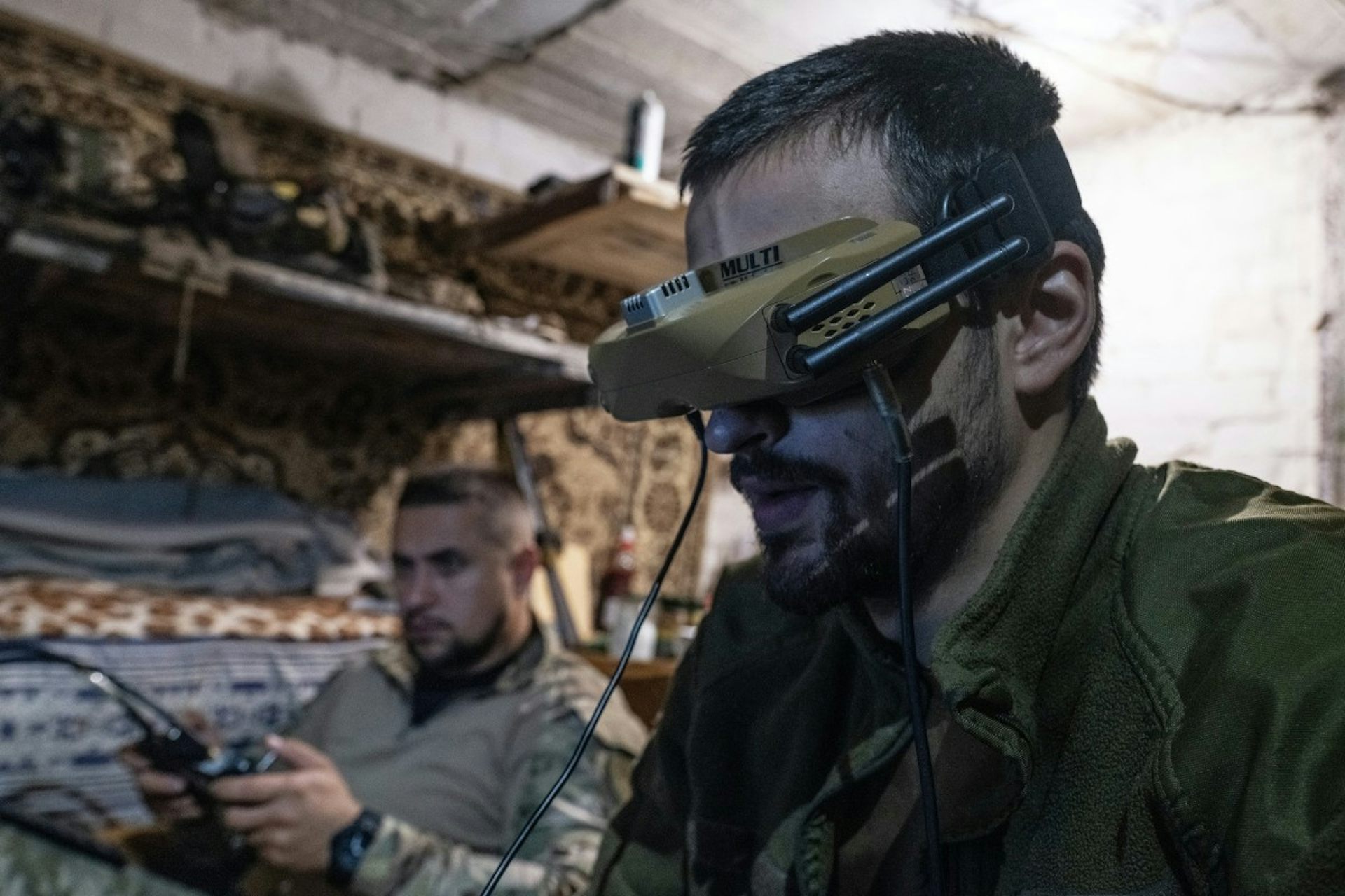 Drones et robots tueurs dans la guerre : soldat ou algorithme, qui ...