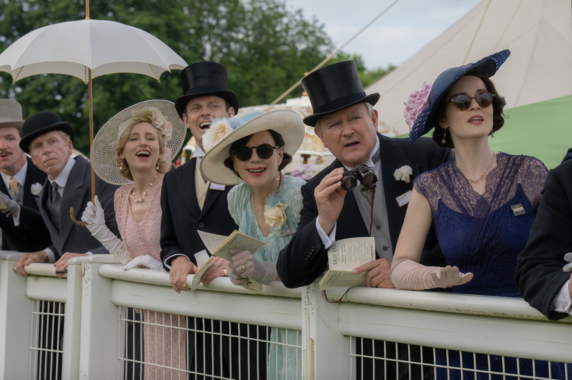 If you’re a fan of Downton Abbey, this Grand Finale is a big letdown