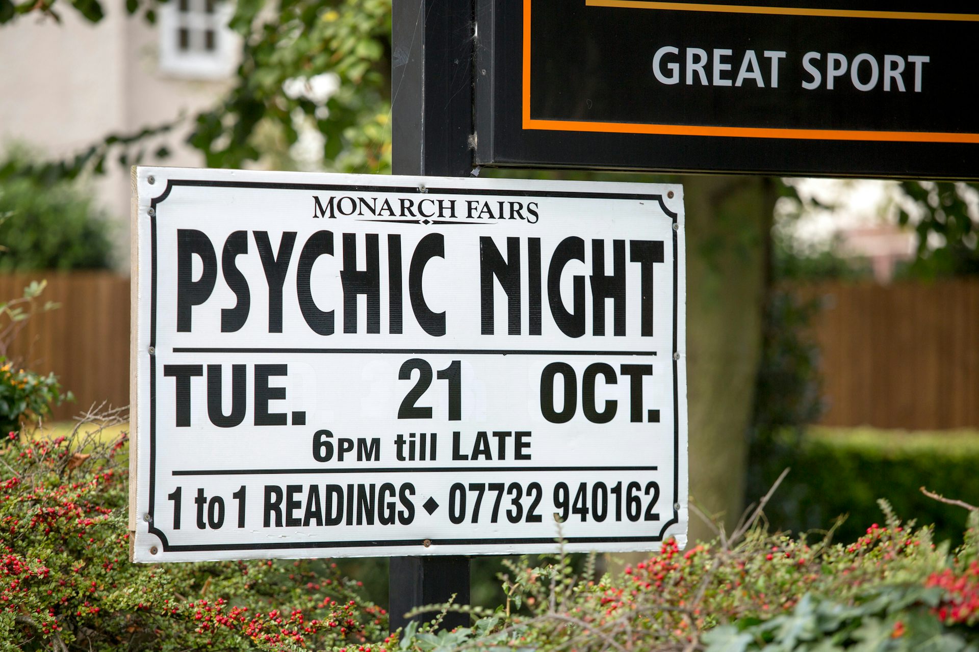 The spiritual and emotional world of pub psychic nights
