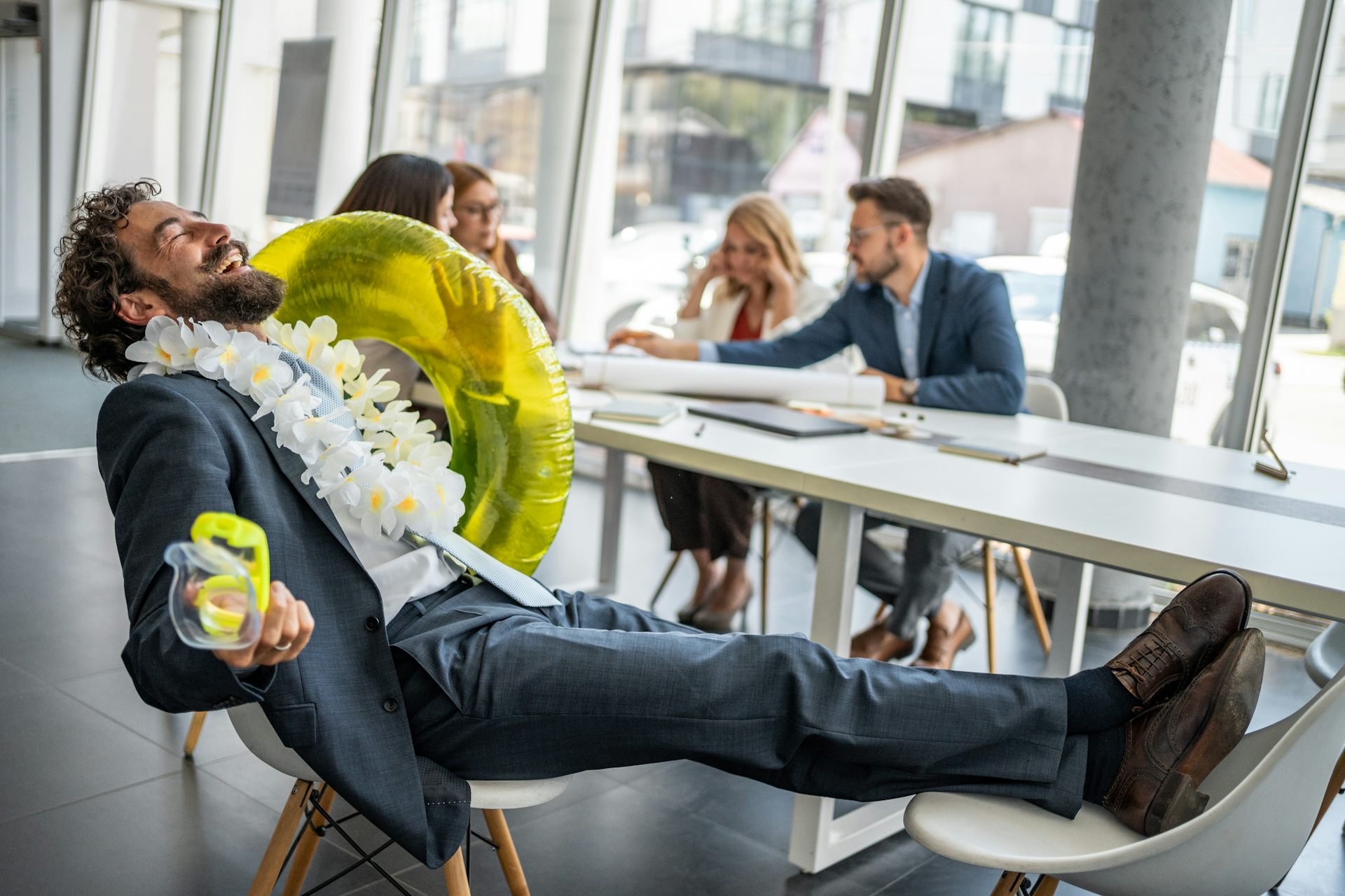 Pourquoi devriez-vous sérieusement arrêter d’essayer d’être drôle au ...