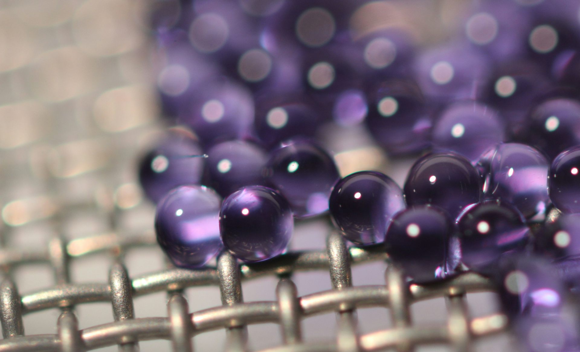 Tiny capsules can have big impact on carbon capture