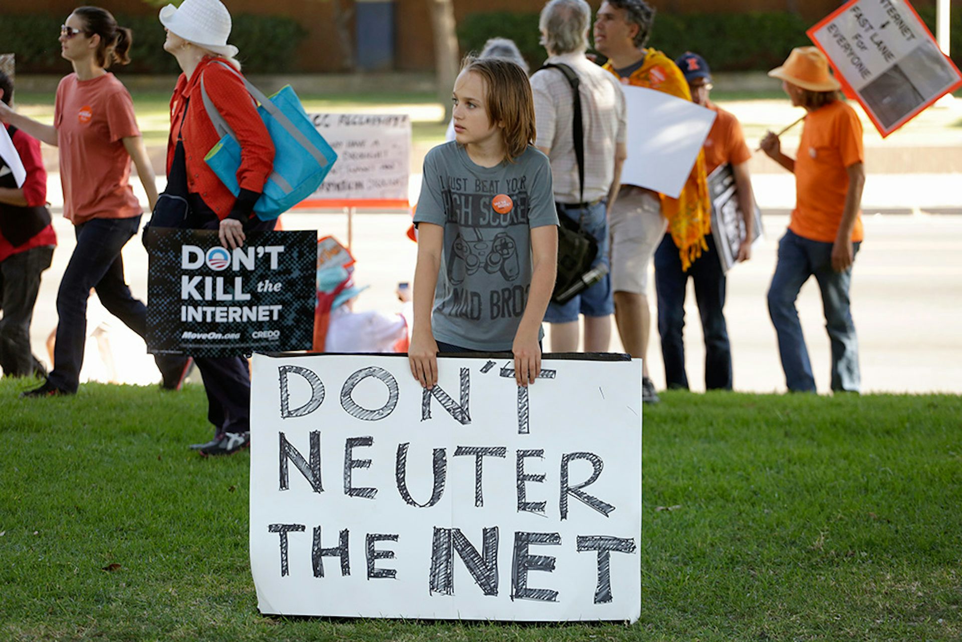 Regulating the web: what’s at stake in FCC net neutrality vote