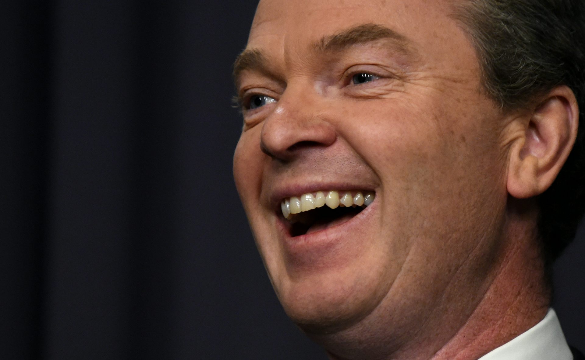 Pyne’s last-ditch compromise fails to sway crossbench