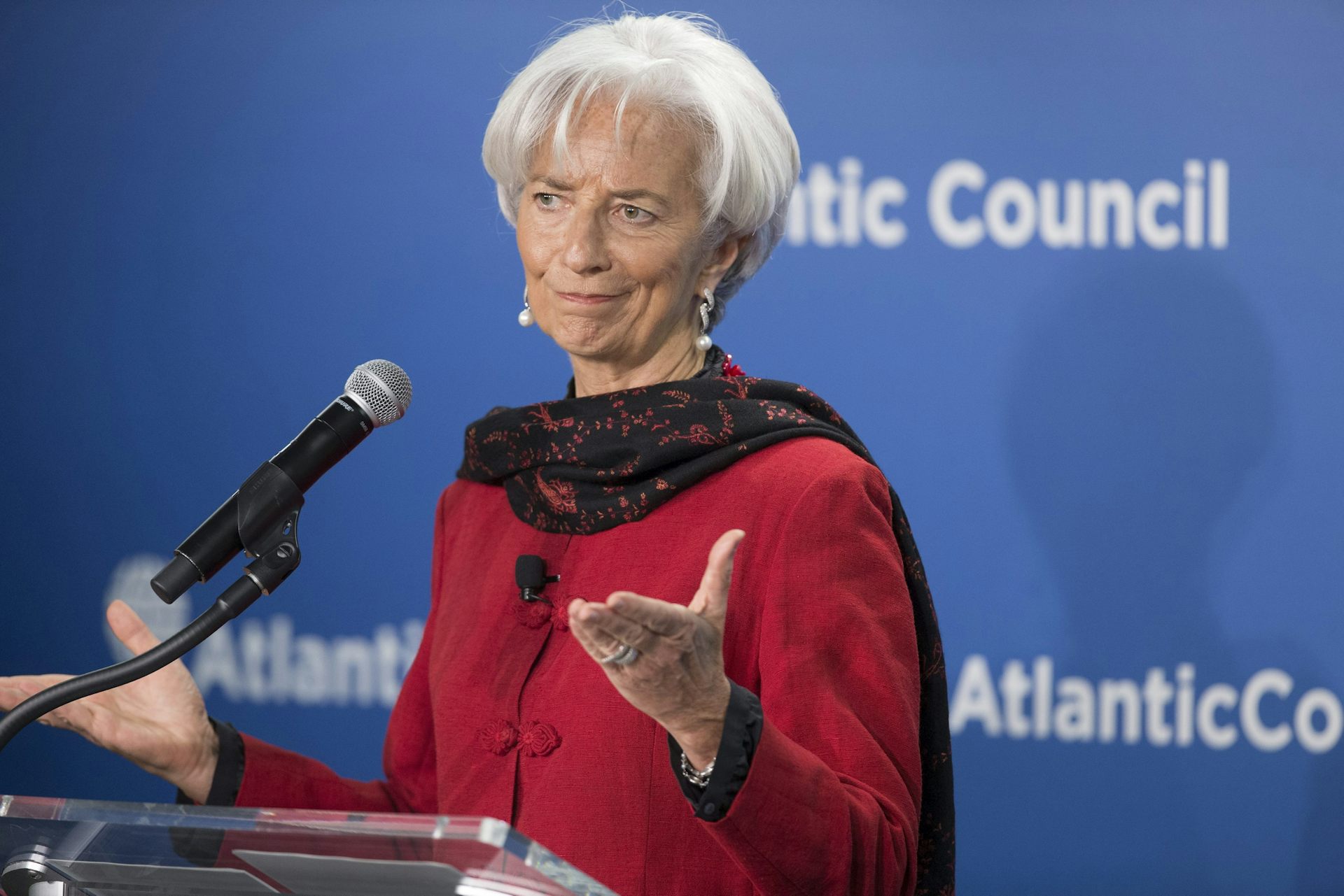 China economy to slow, hurting Australia: IMF