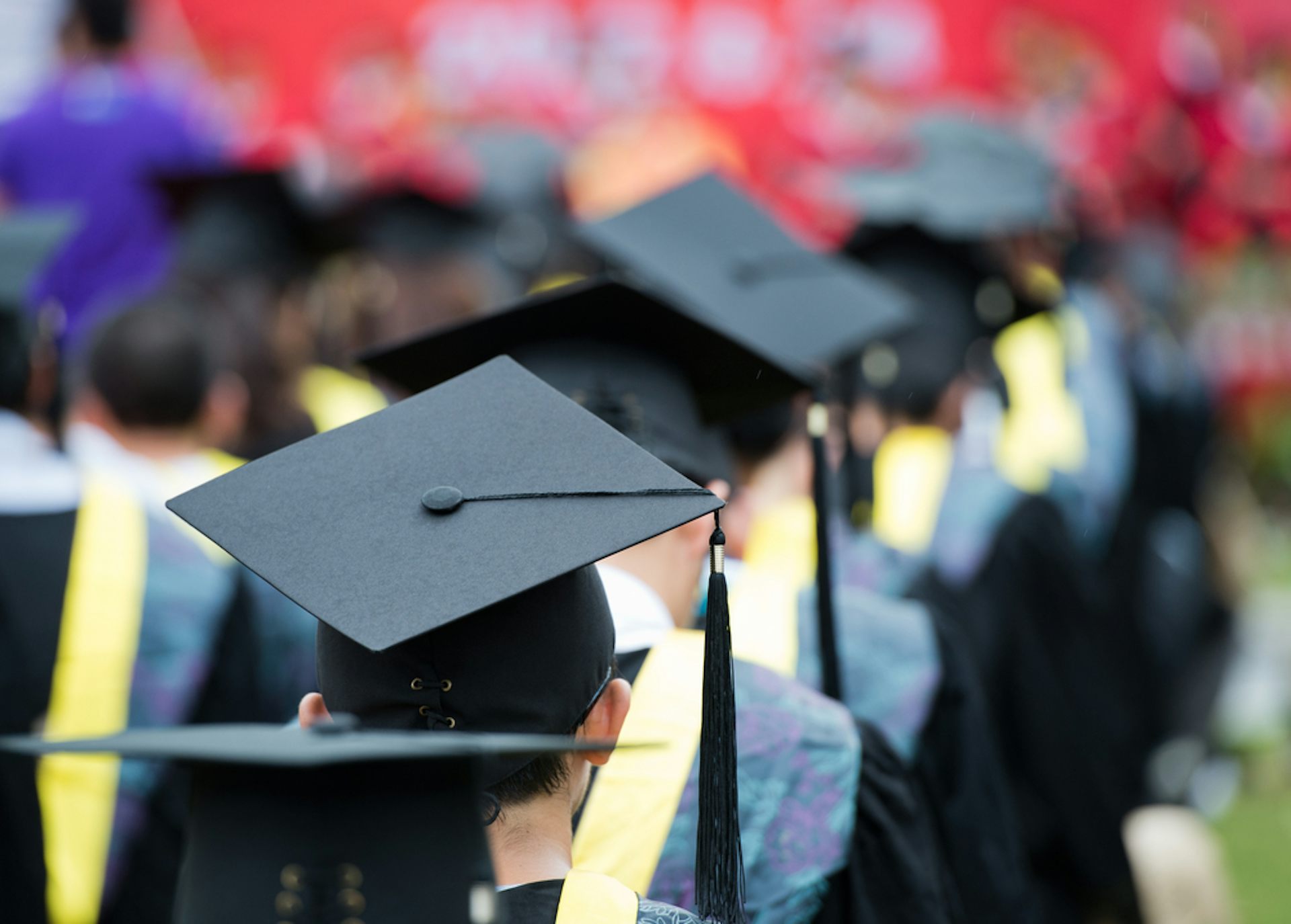 The slide of academic standards in Australia: a cautionary tale