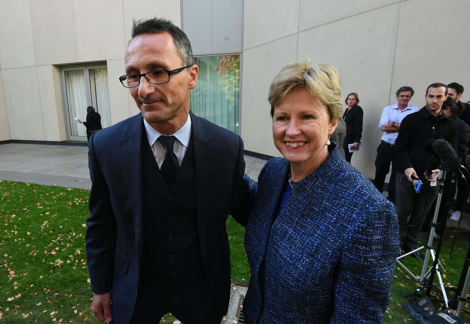 Milne got results from minority pacts with both sides of politics