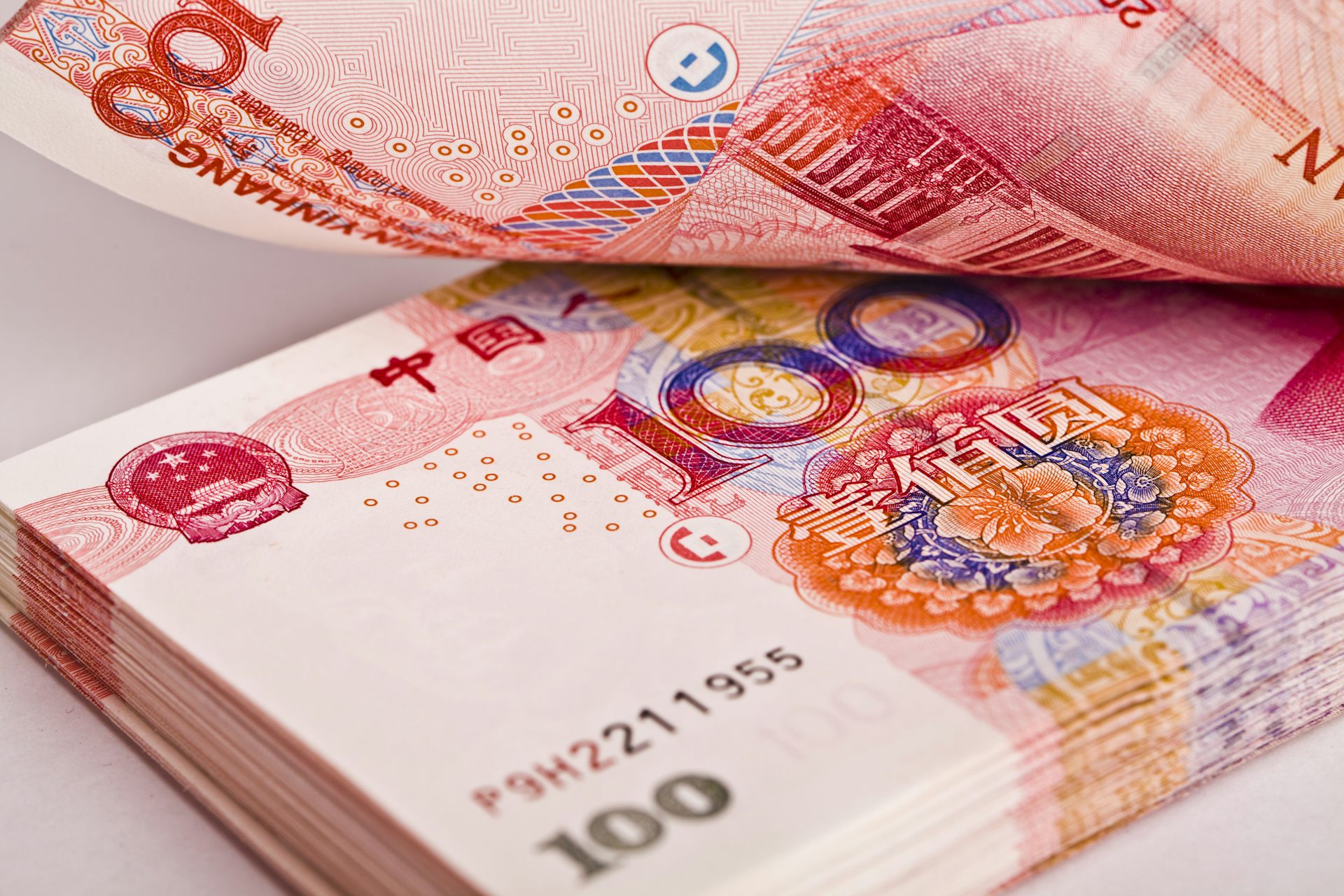 China's currency gets the IMF stamp of approval as it enters a new normal