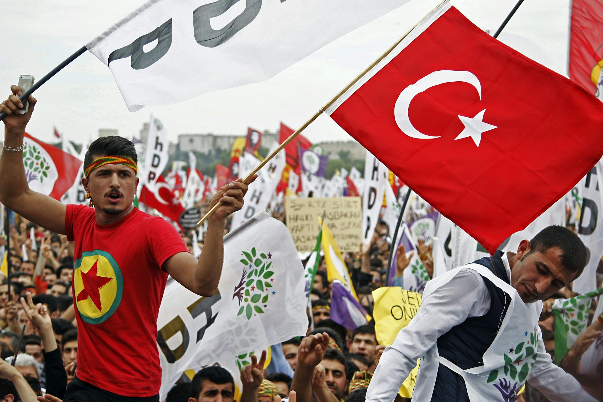 Turkey gets a taste for European-style radicalism ahead of election