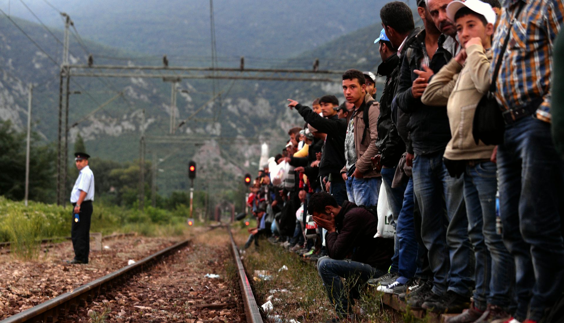 Anti-immigrant walls and racist tweets: the refugee crisis in Central ...