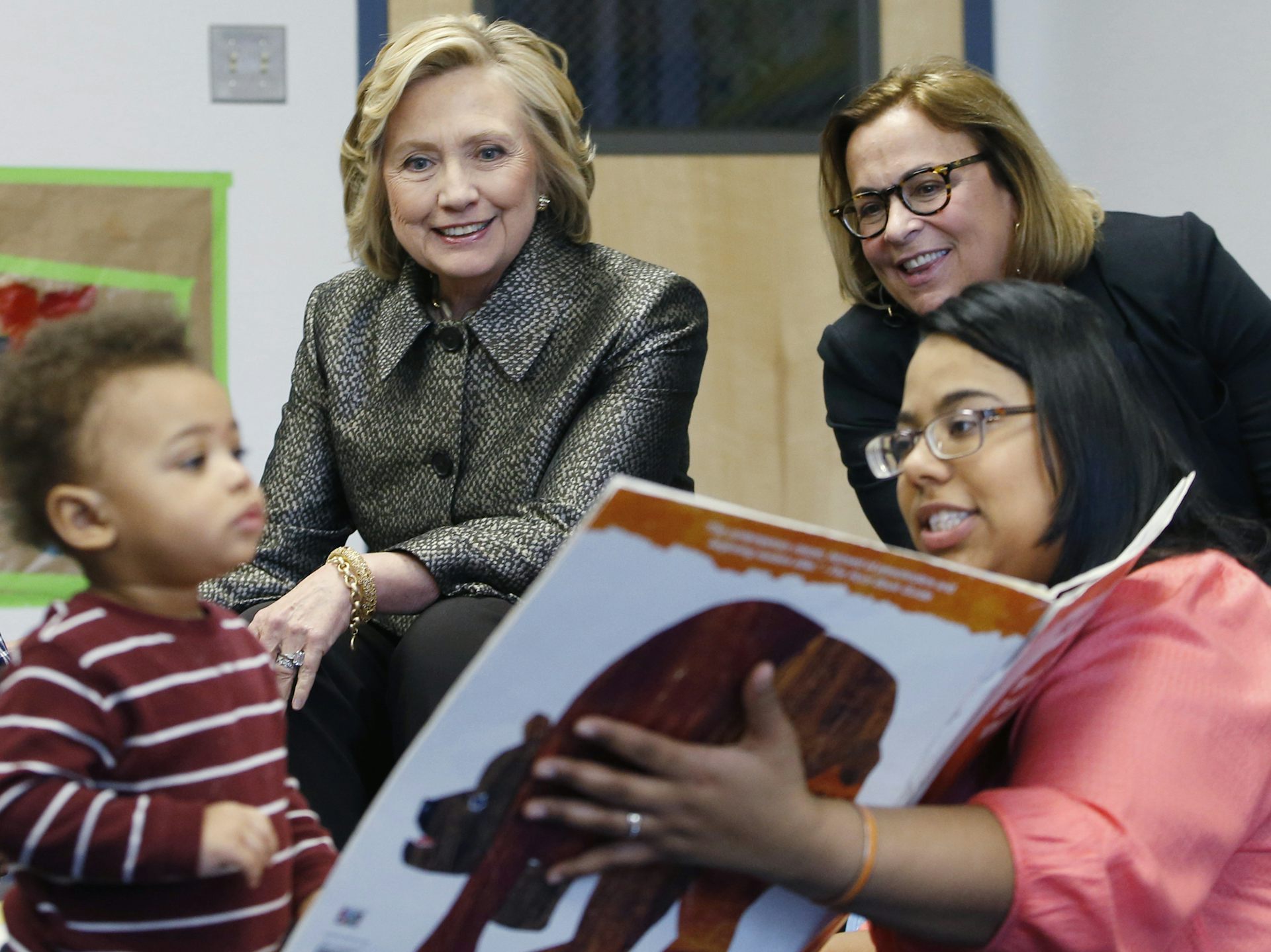 Sharing picture books with kids can make them smarter and more attentive